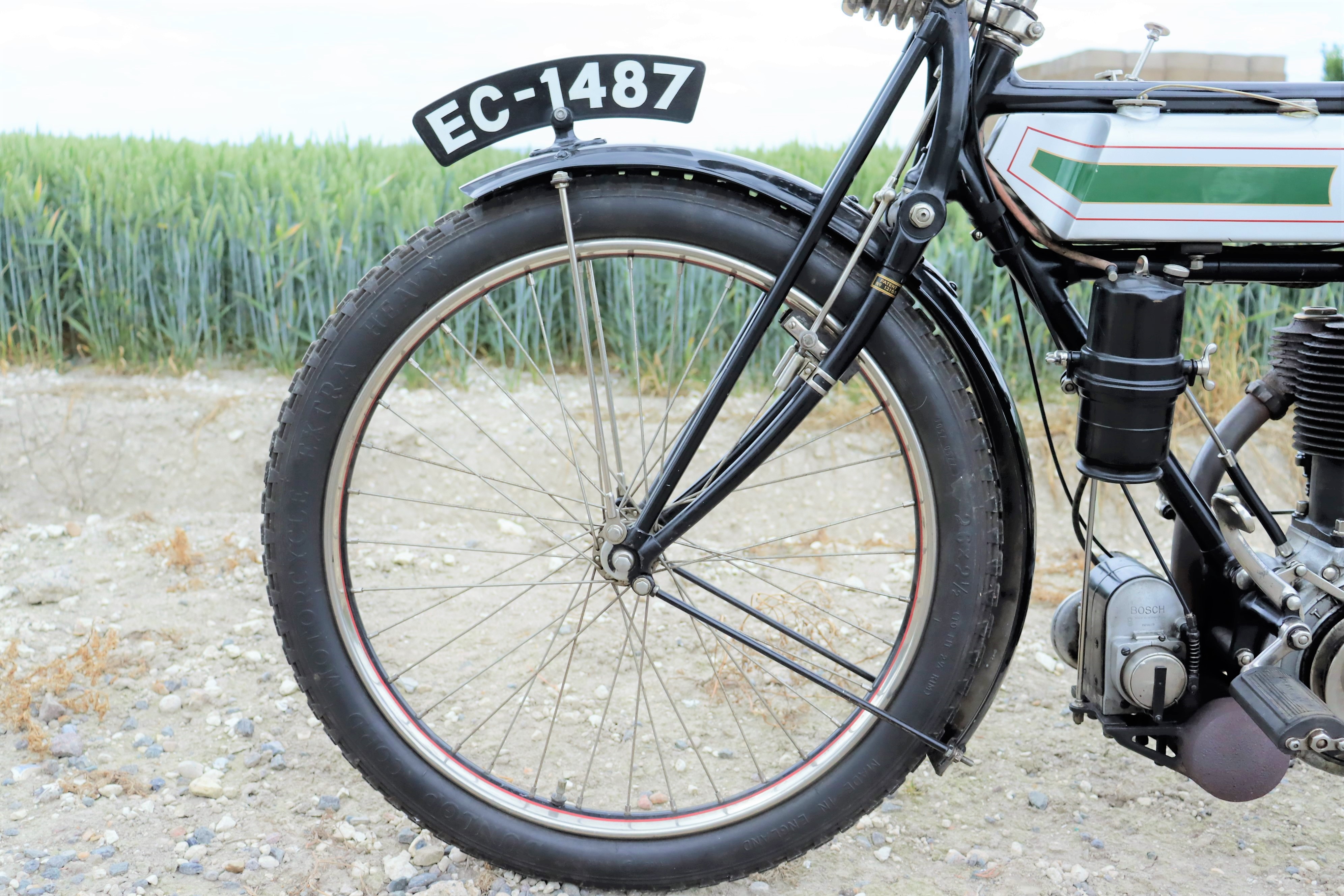 Lot 213 - 1914 Triumph Model A