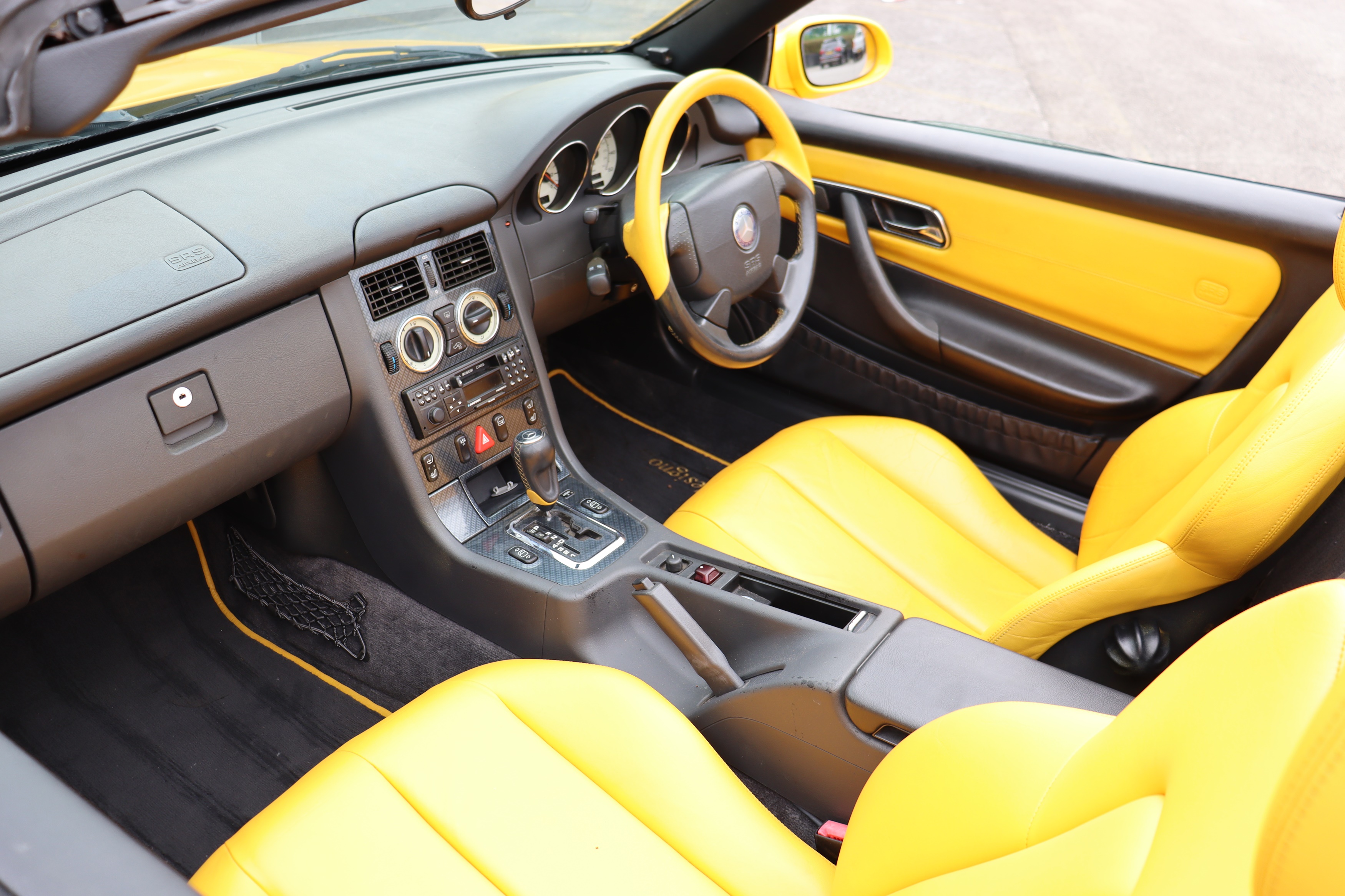 Lot 20 - 1998 Mercedes-Benz SLK 230 Kompressor Designo