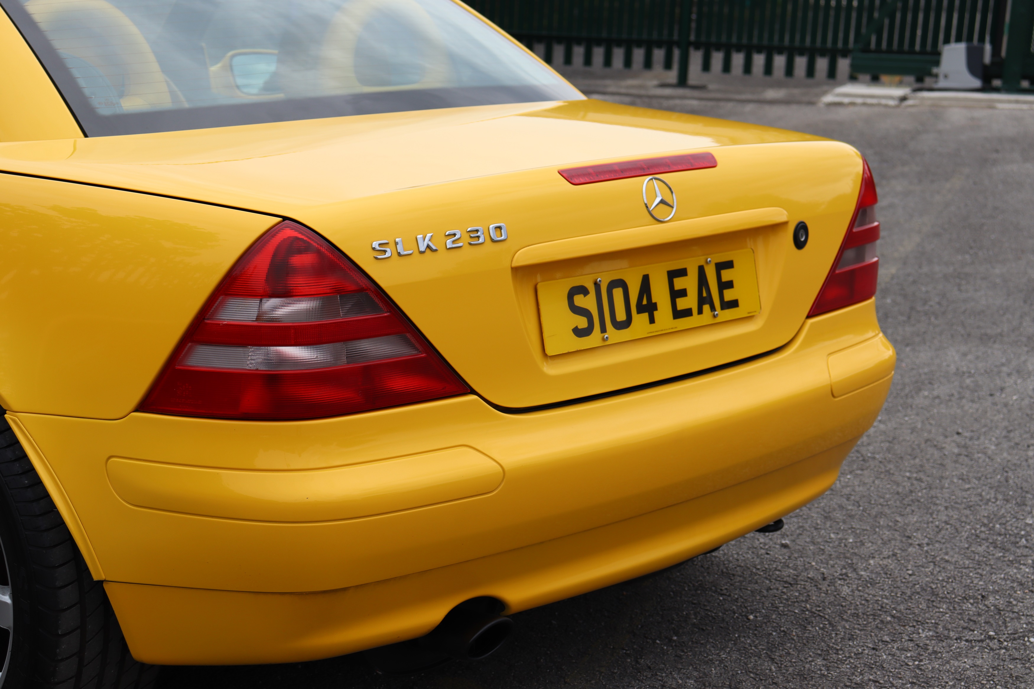 Lot 20 - 1998 Mercedes-Benz SLK 230 Kompressor Designo