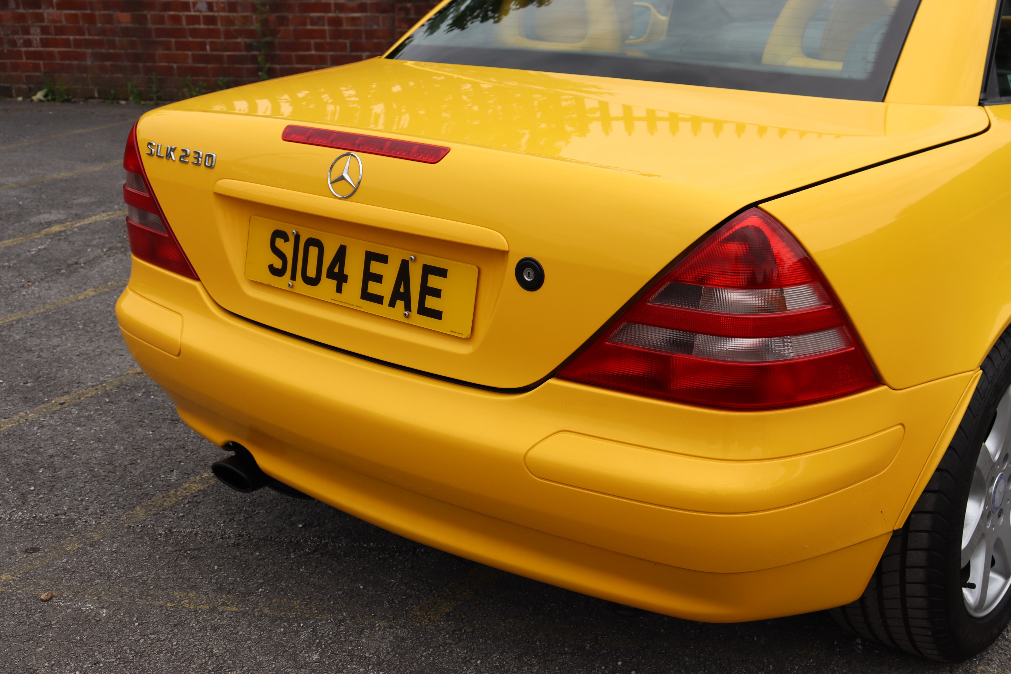 Lot 20 - 1998 Mercedes-Benz SLK 230 Kompressor Designo