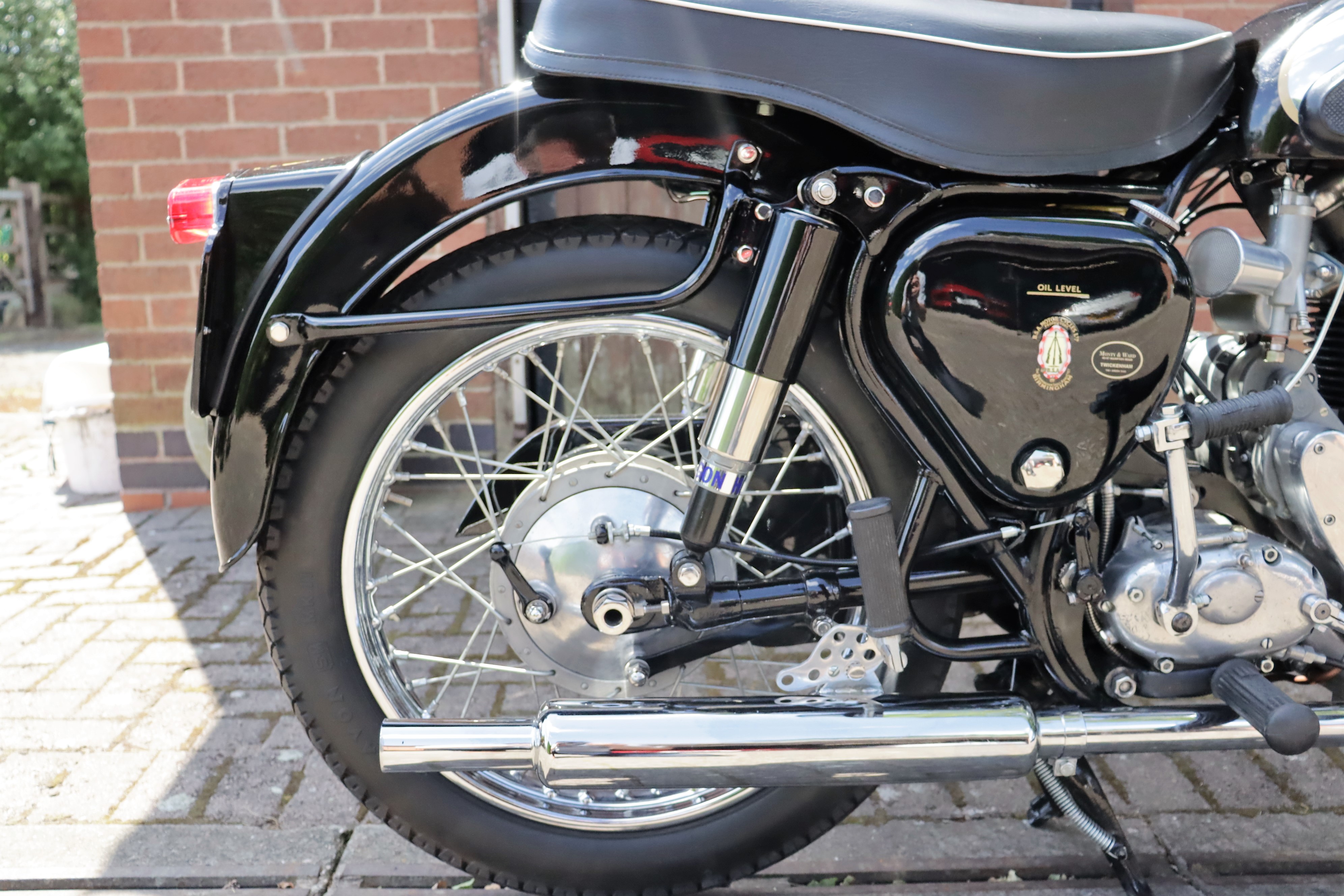 Lot 321 - 1957 BSA B31