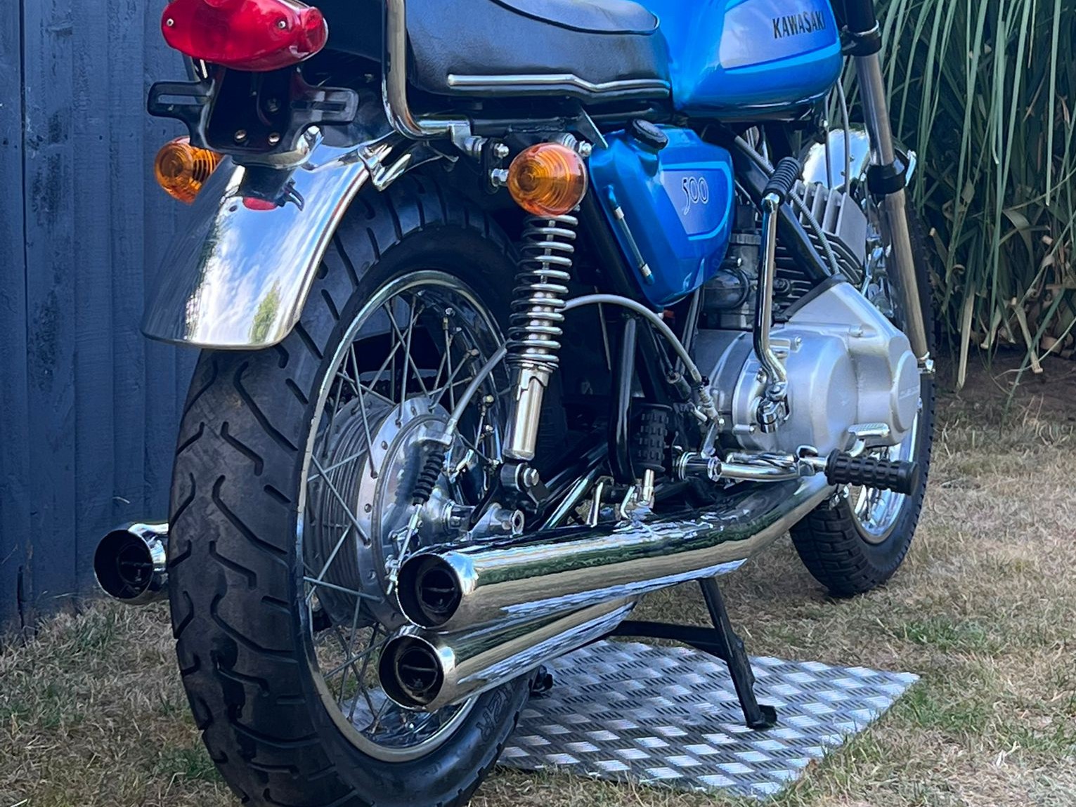 Lot 327 - 1971 Kawasaki H1A