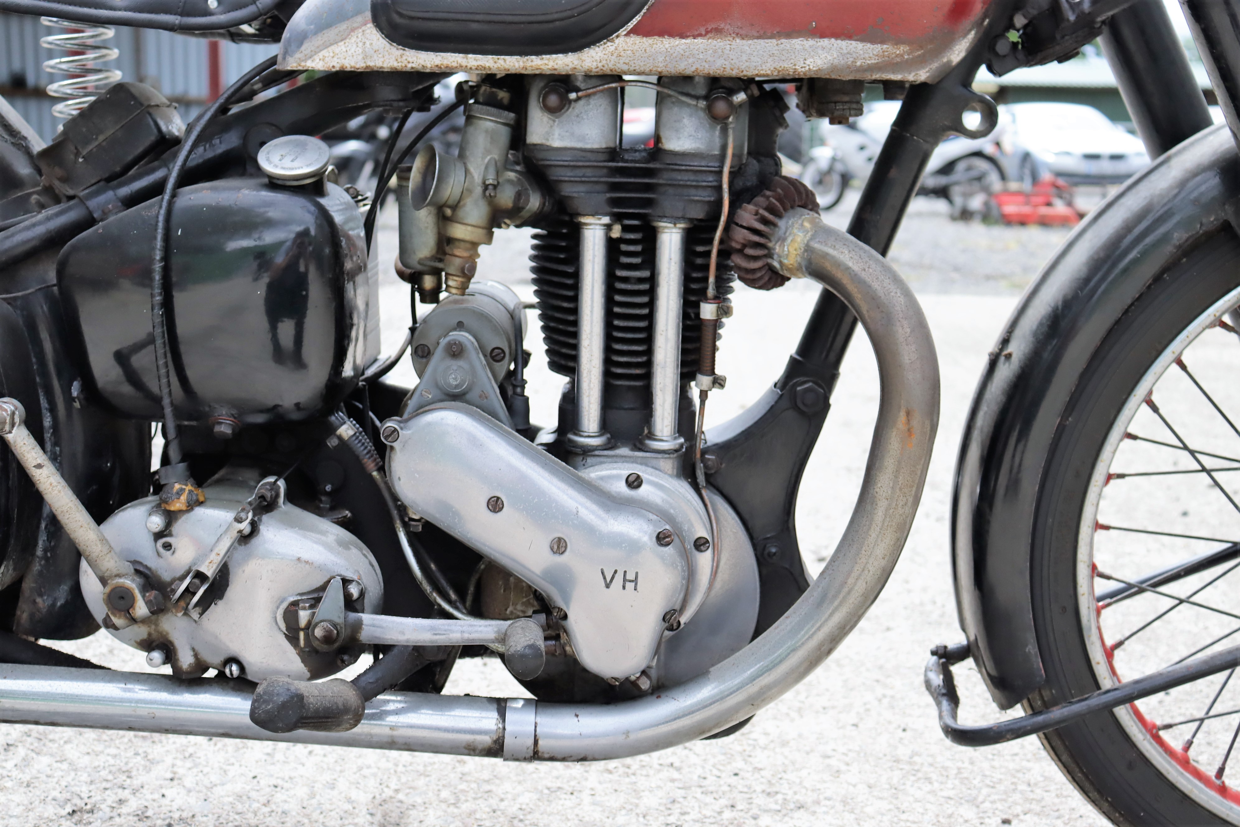 Lot 366 - 1950 Ariel NH Red Hunter