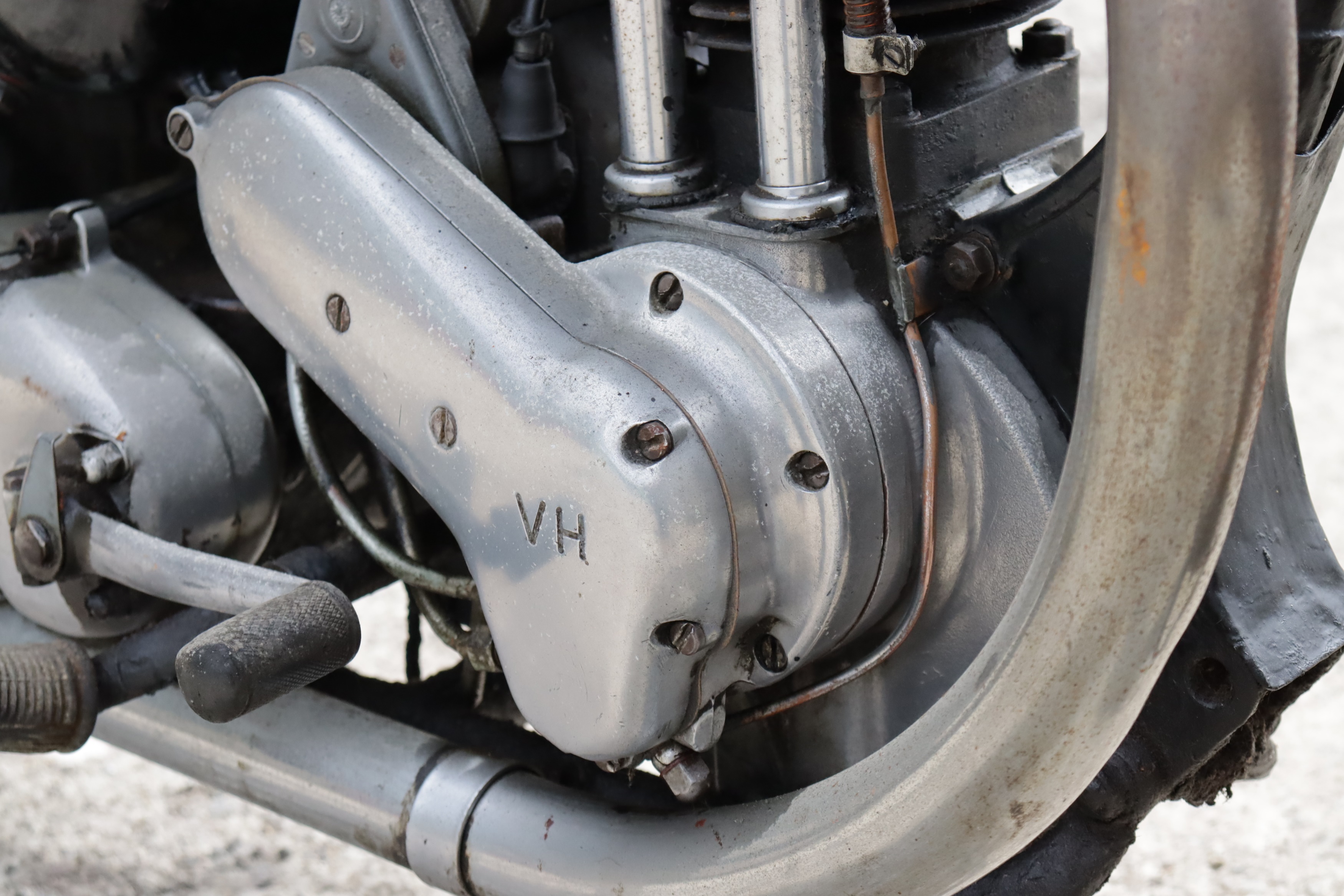 Lot 366 - 1950 Ariel NH Red Hunter