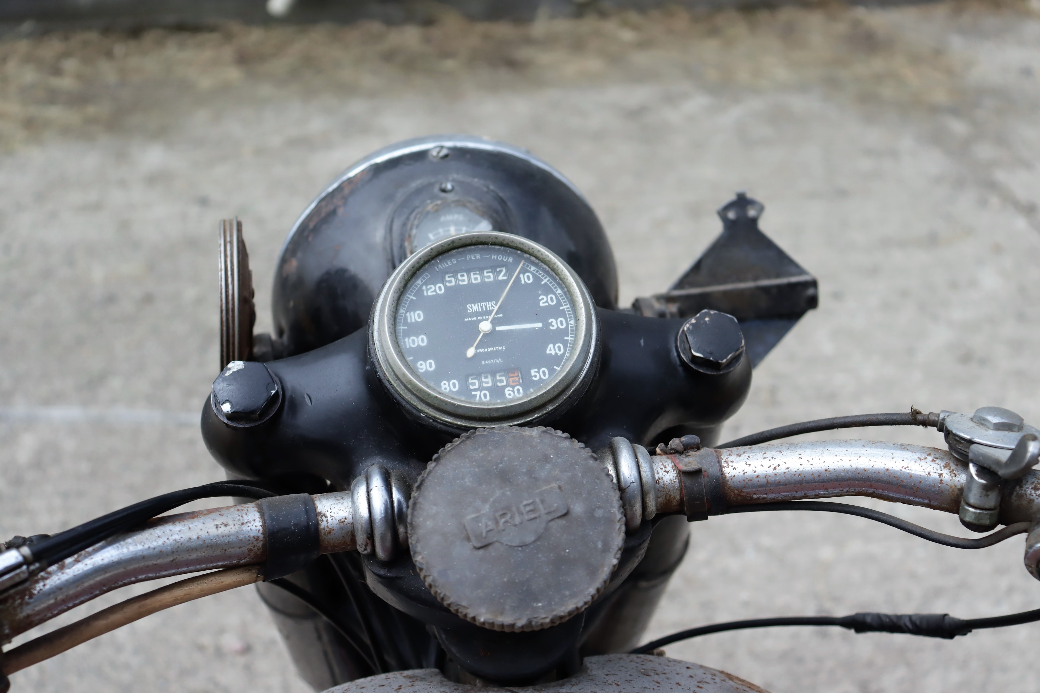 Lot 366 - 1950 Ariel NH Red Hunter