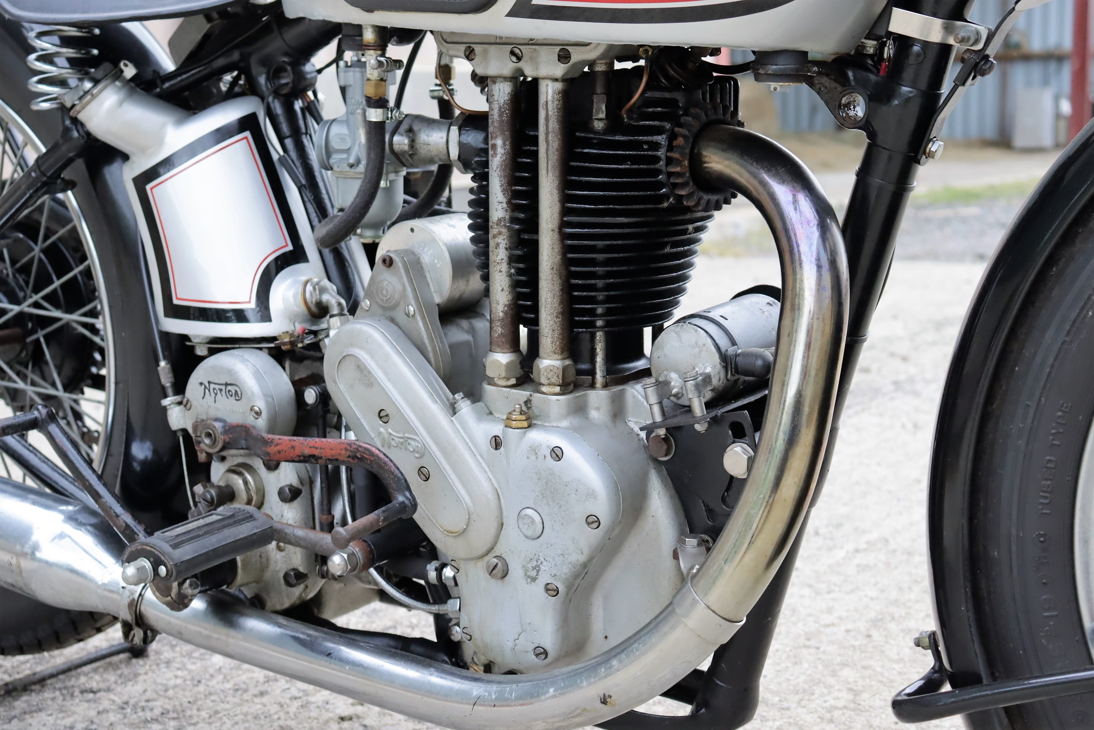 Lot 209 - 1936 Norton ES2