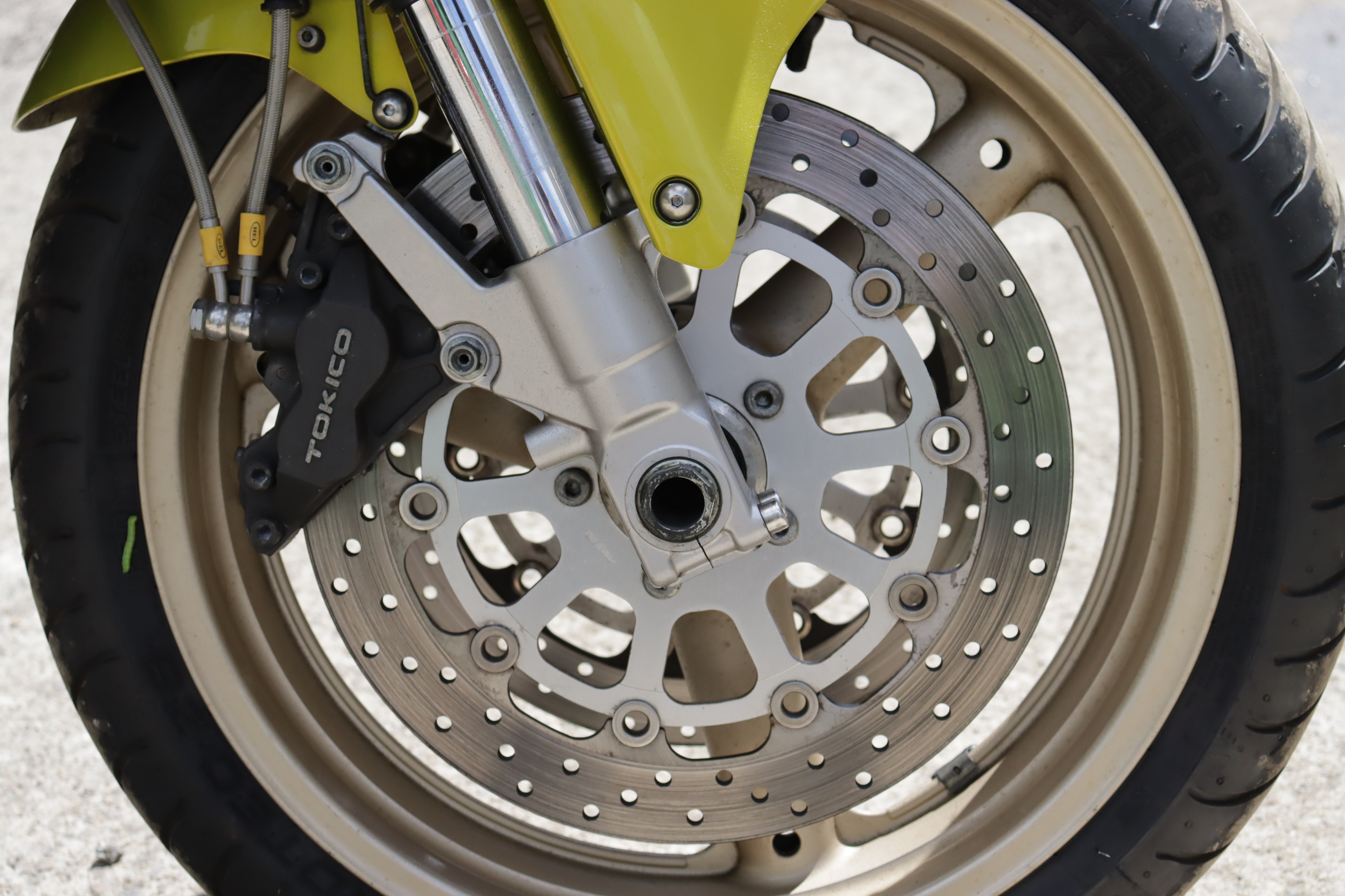 Lot 267 - 1999 Suzuki TL1000S