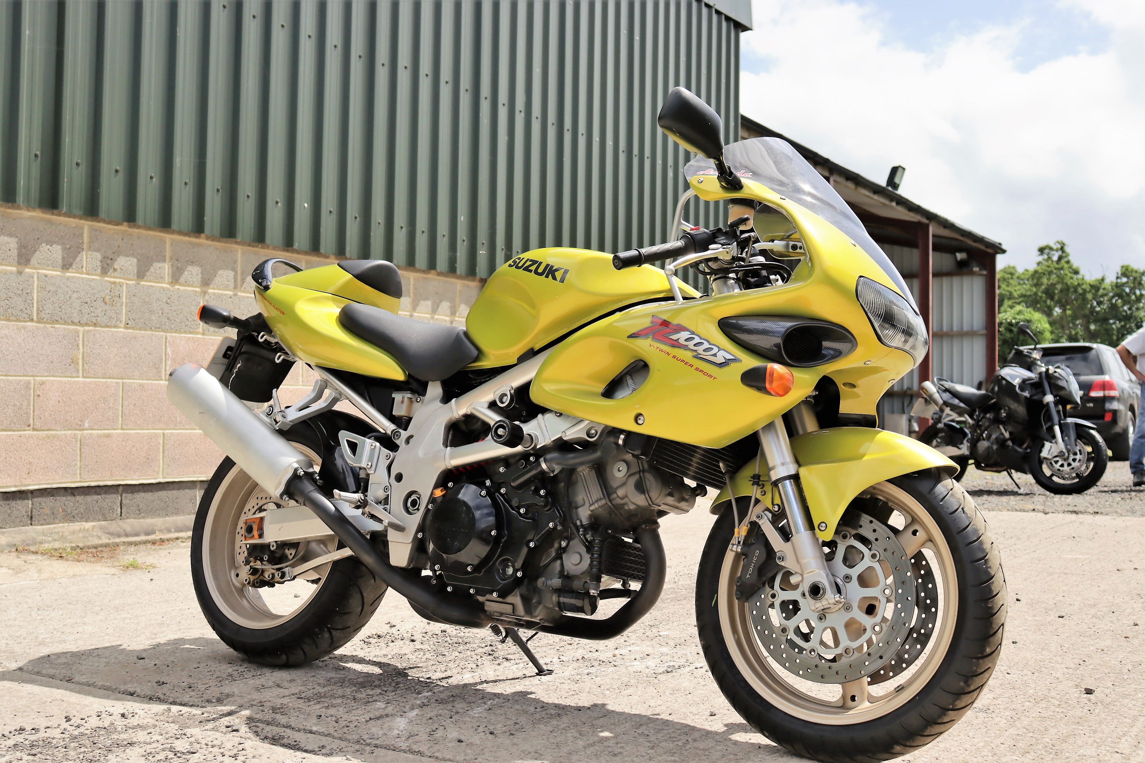 Lot 267 - 1999 Suzuki TL1000S