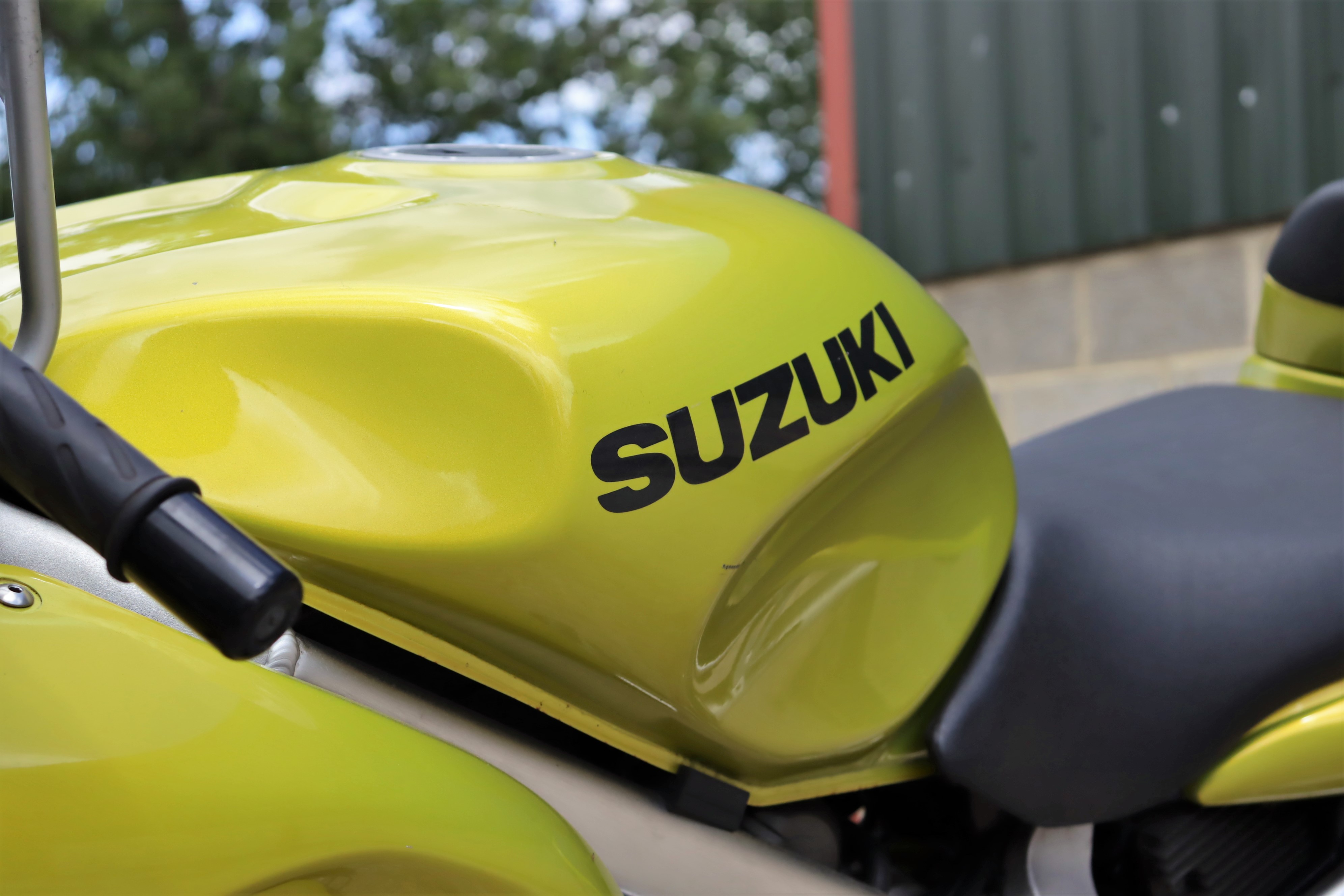 Lot 267 - 1999 Suzuki TL1000S