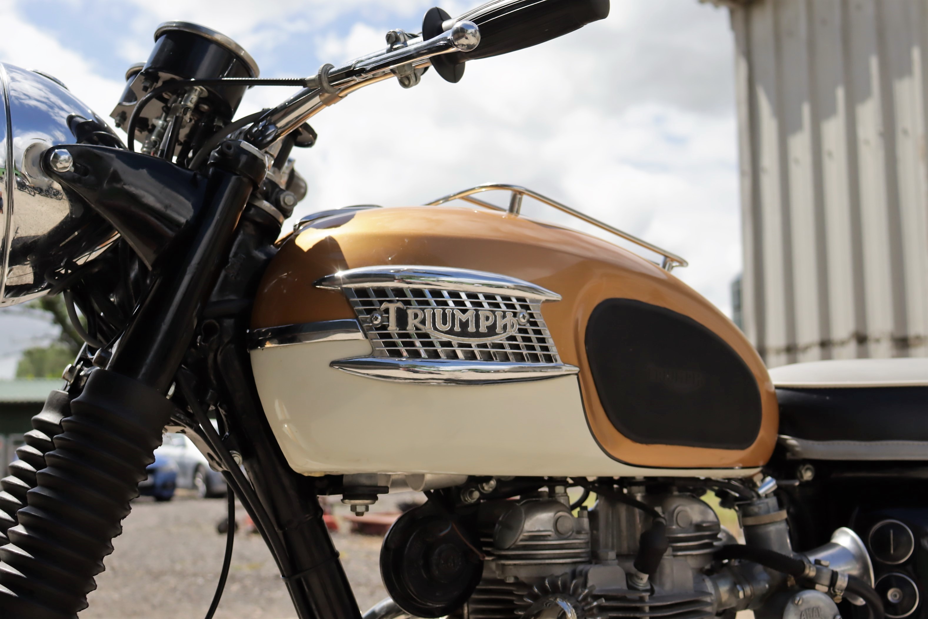 Lot 402 - 1964 Triumph Bonneville T120R