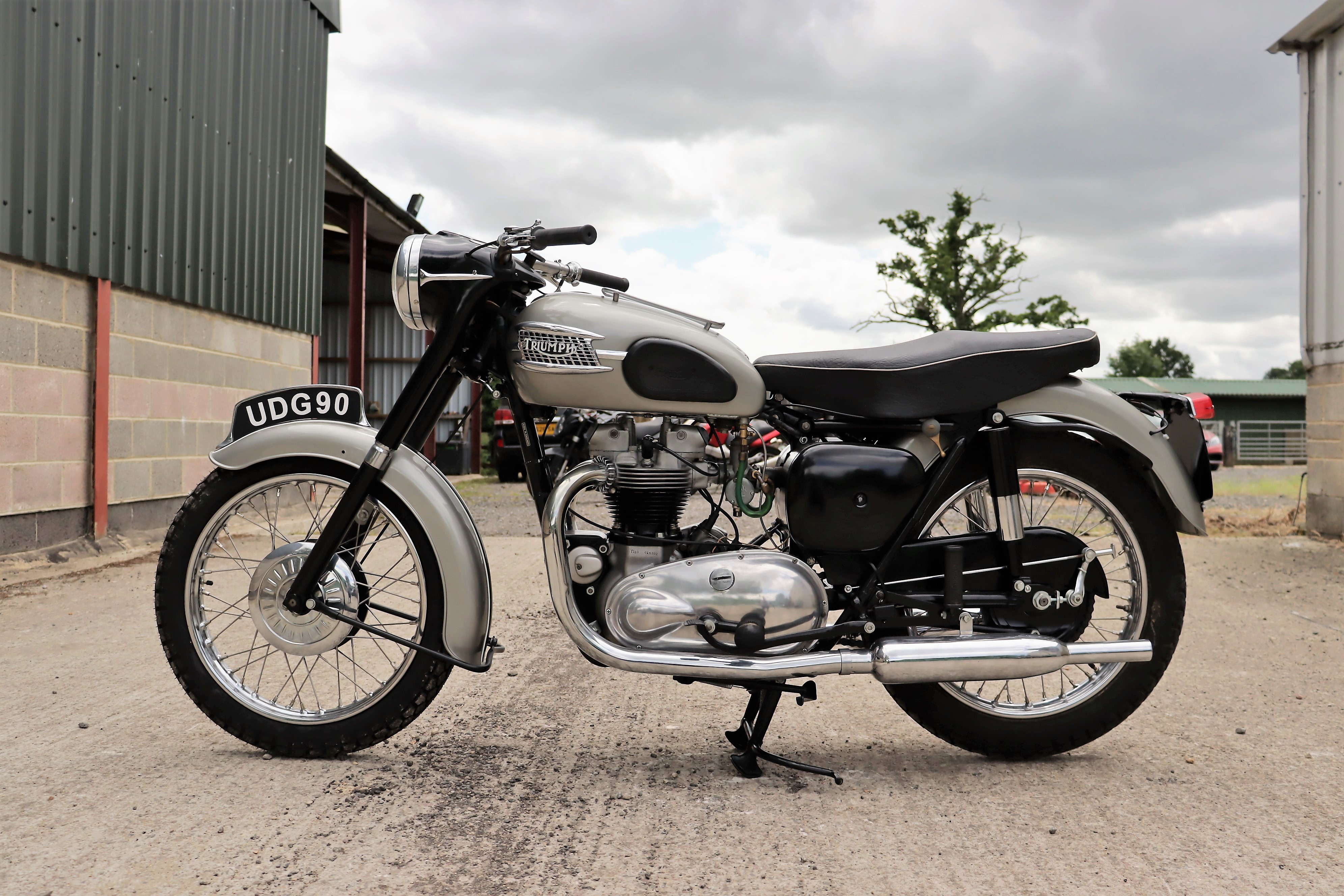 Lot 406 - 1958 Triumph T110