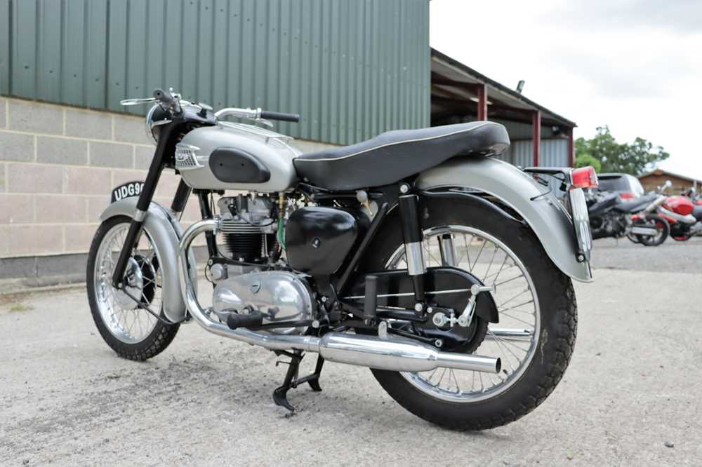 Lot 406 - 1958 Triumph T110
