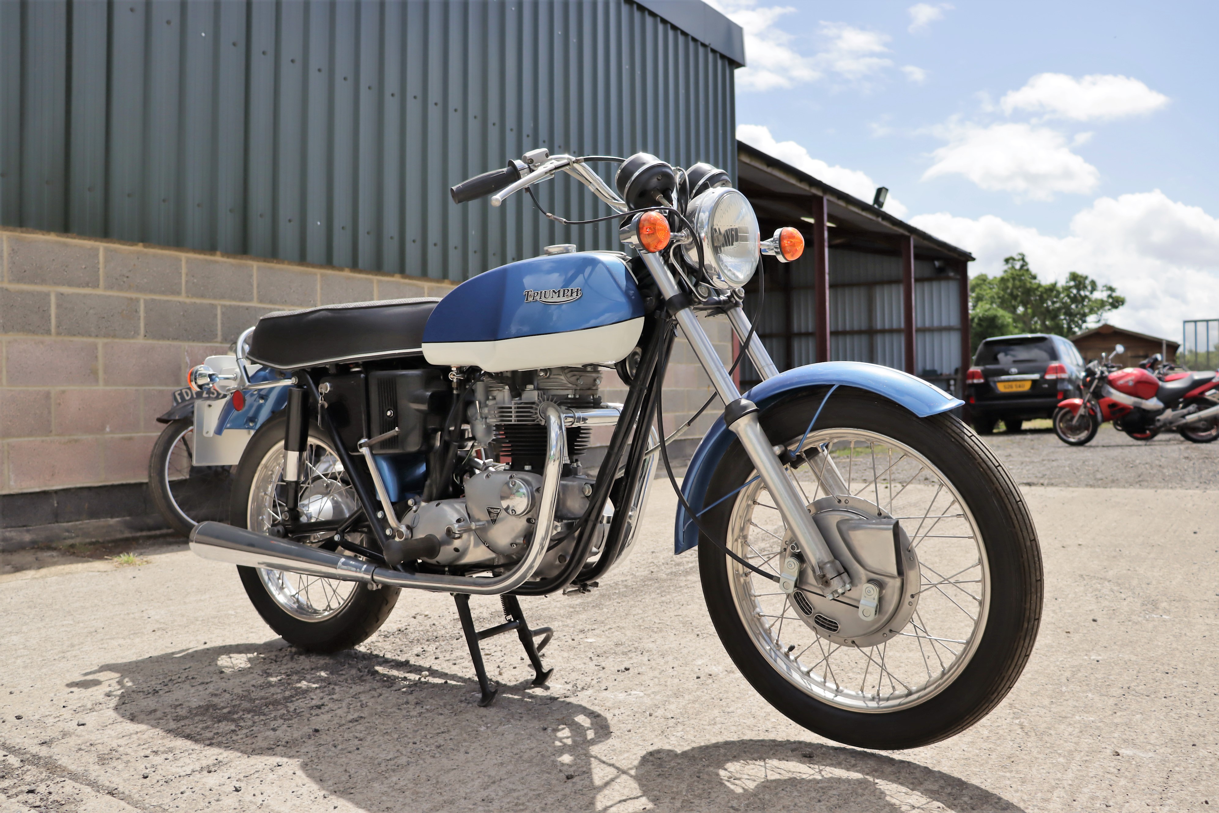 Lot 386 - 1973 Triumph TR6R