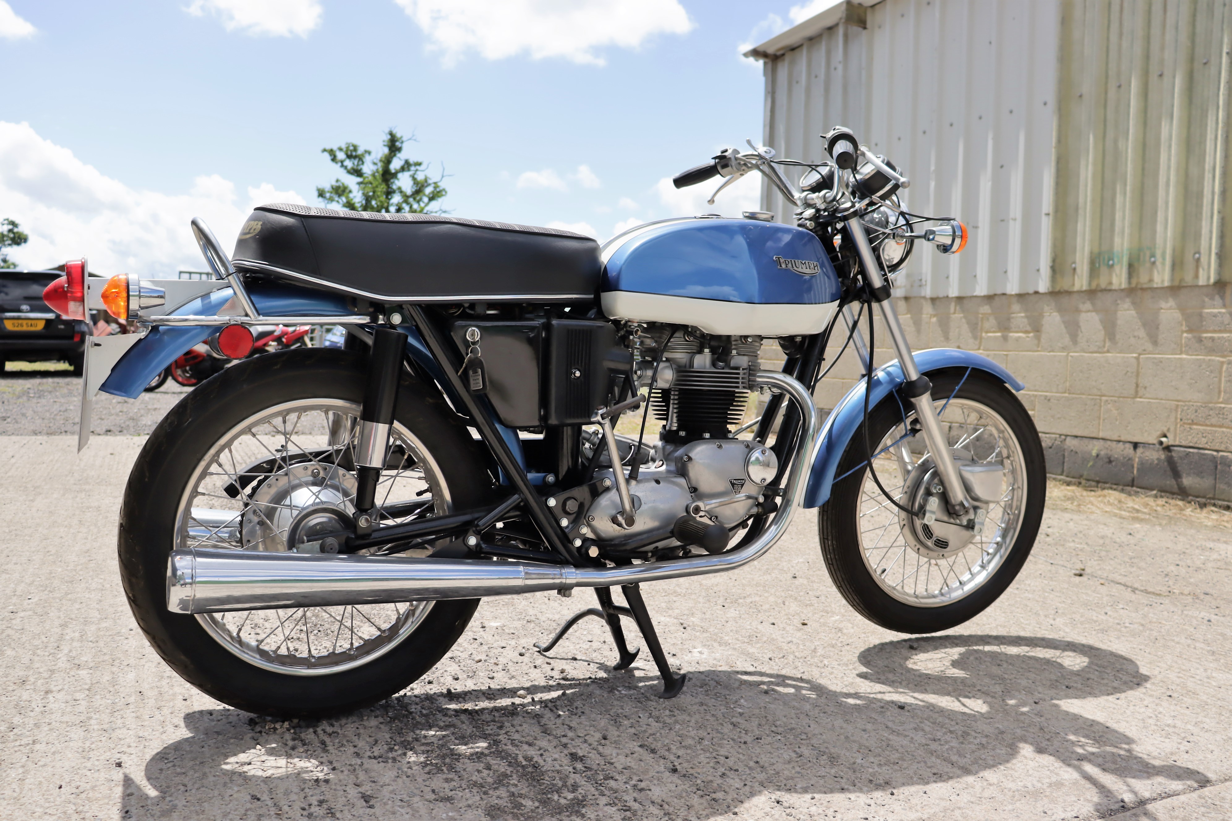 Lot 386 - 1973 Triumph TR6R