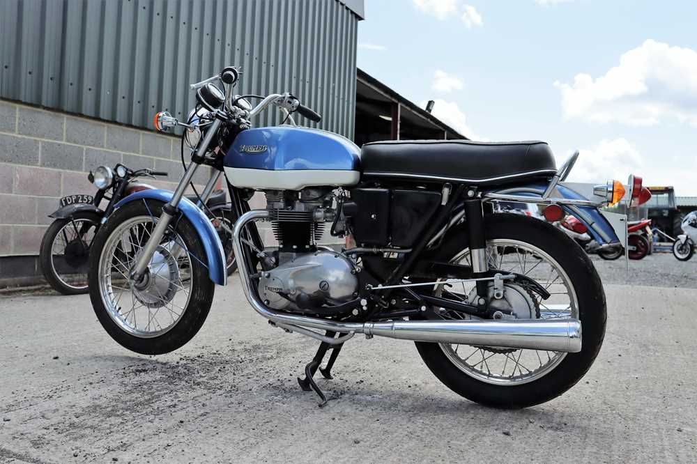 Lot 386 - 1973 Triumph TR6R