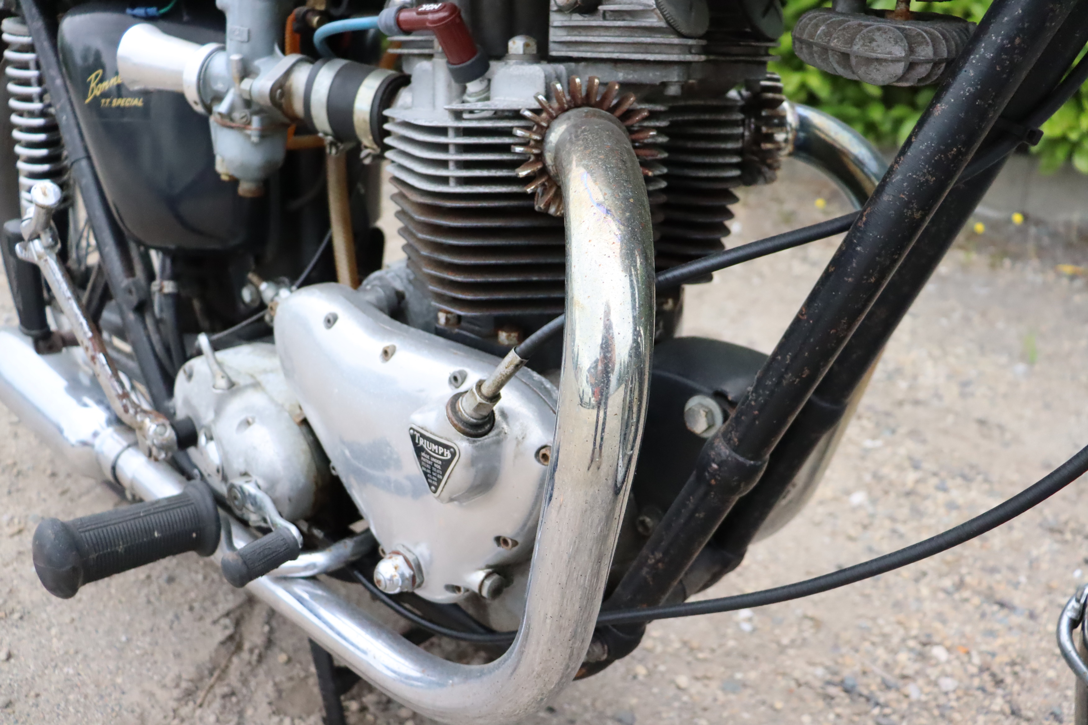 Lot 401 - 1961 Triumph T110