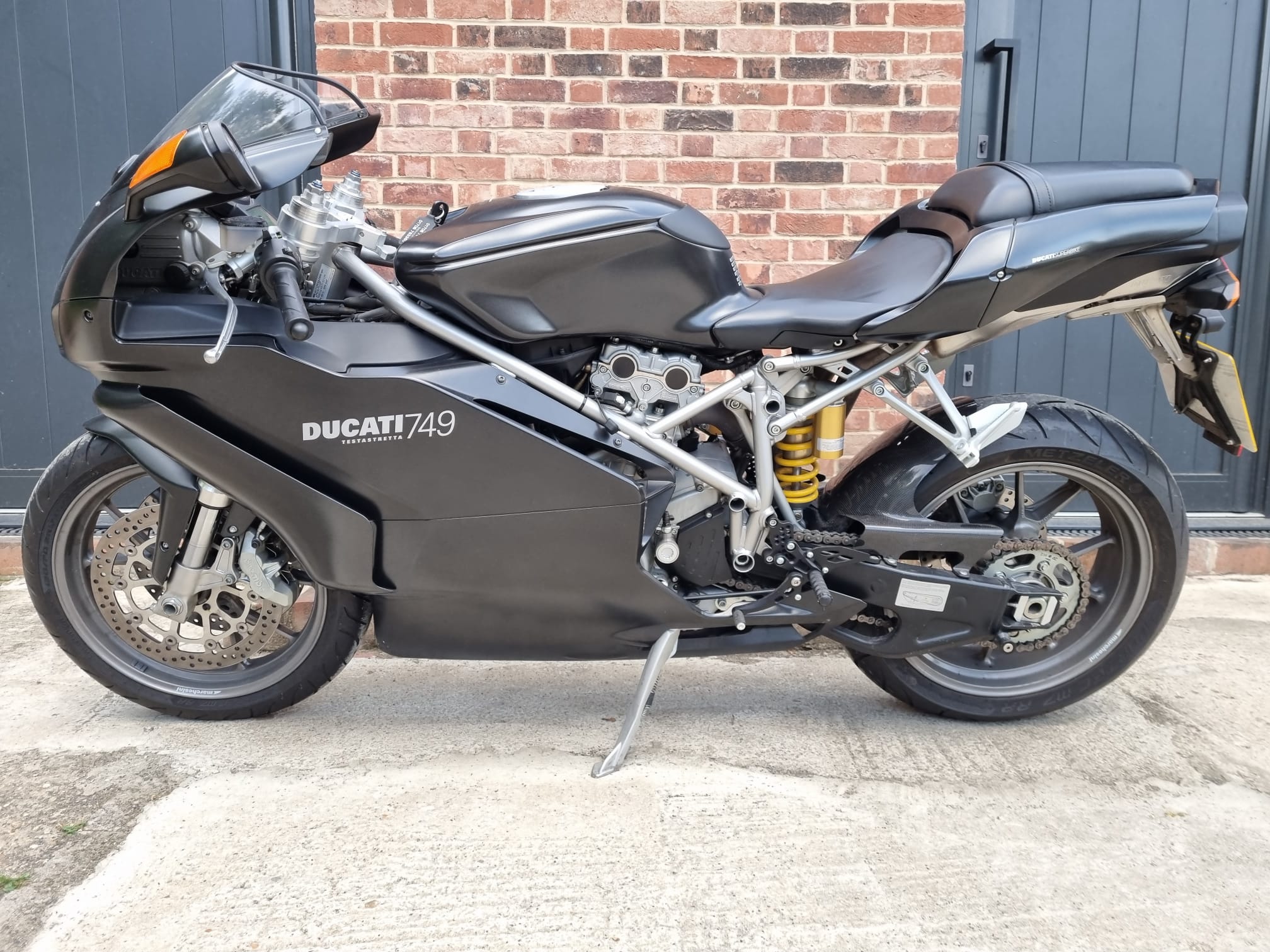 Lot 221 - 2006 Ducati 749 Dark