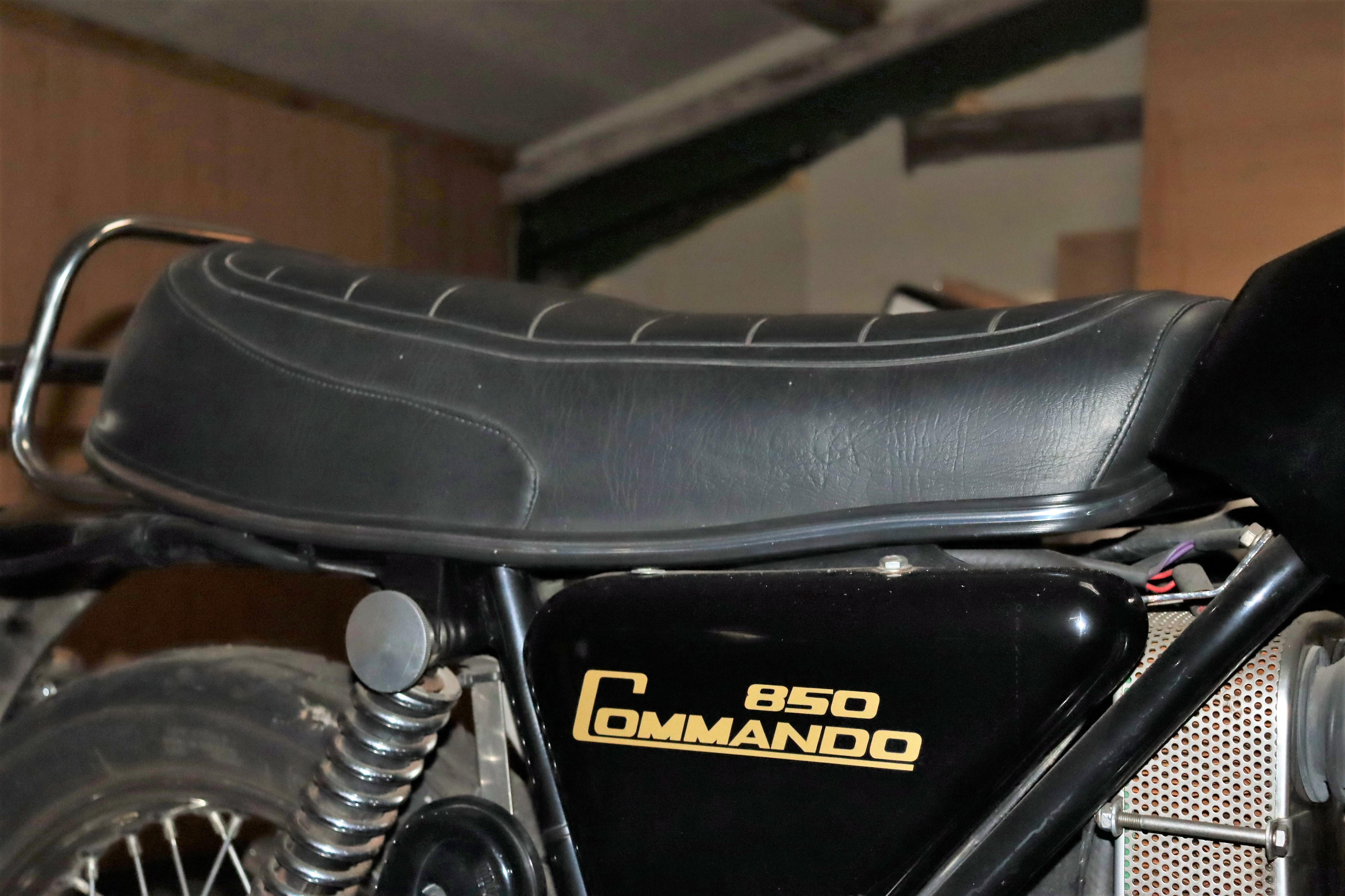 Lot 376 - 2001 Norton Norvil Commando