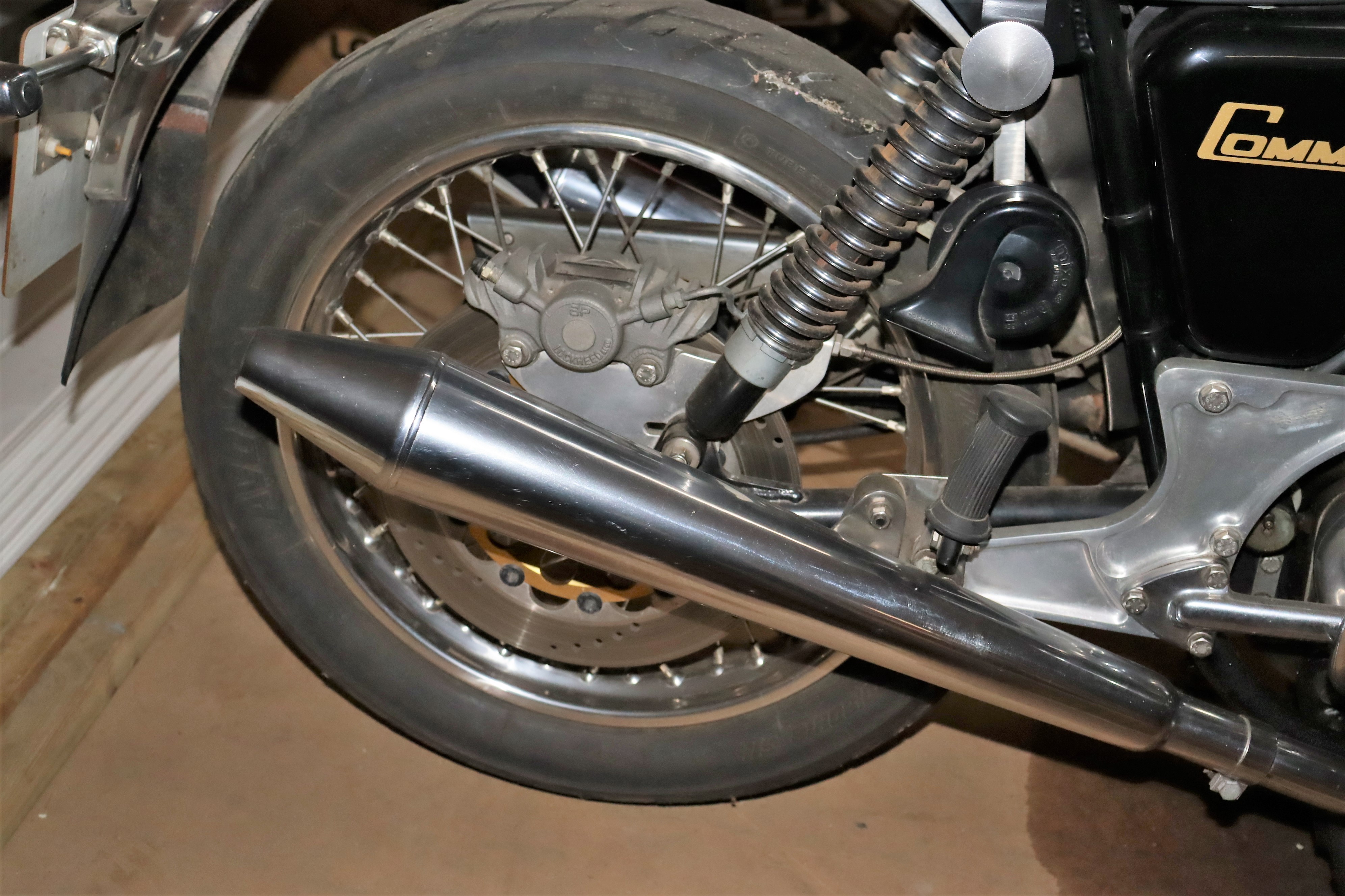 Lot 376 - 2001 Norton Norvil Commando