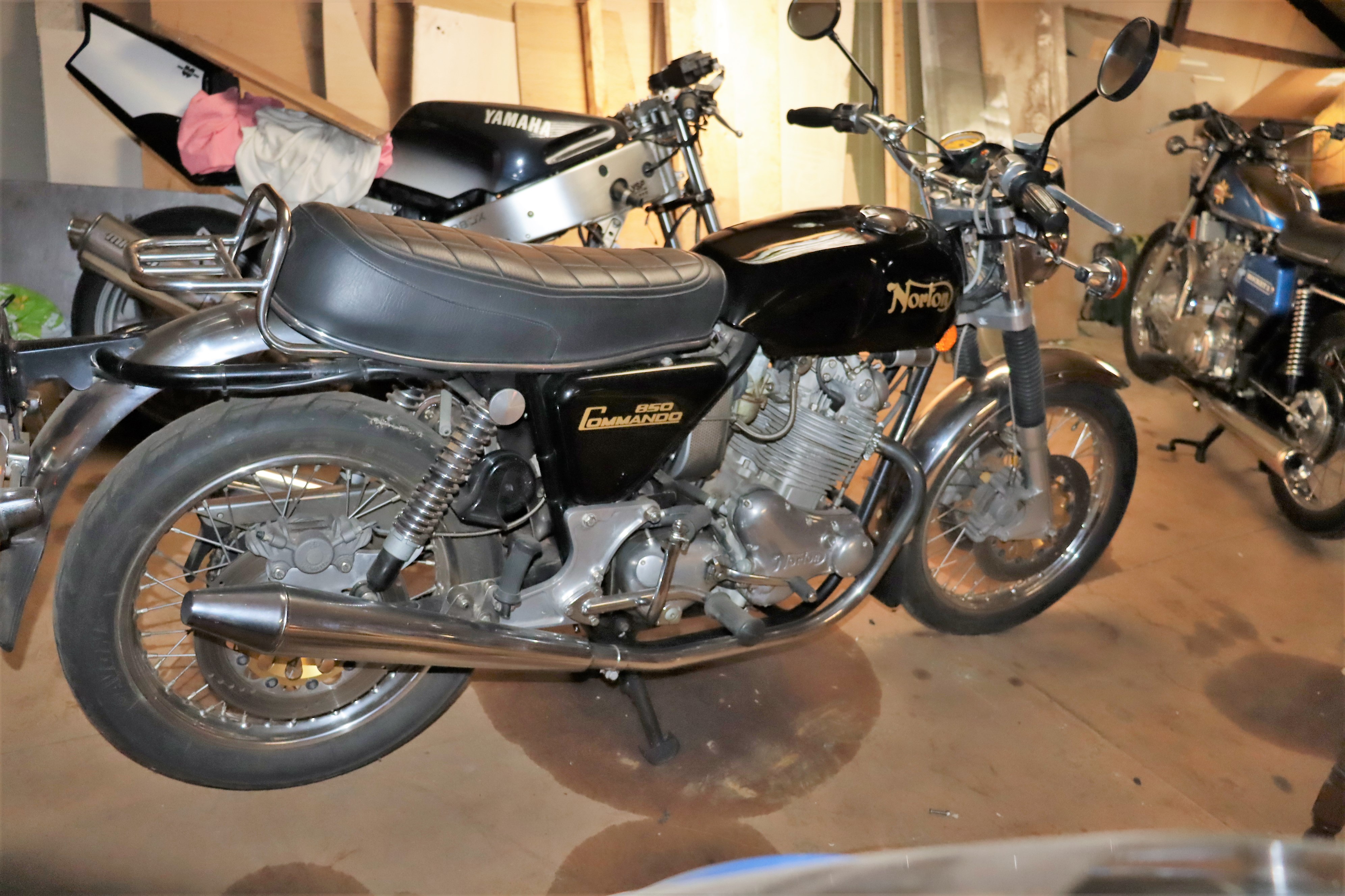 Lot 376 - 2001 Norton Norvil Commando