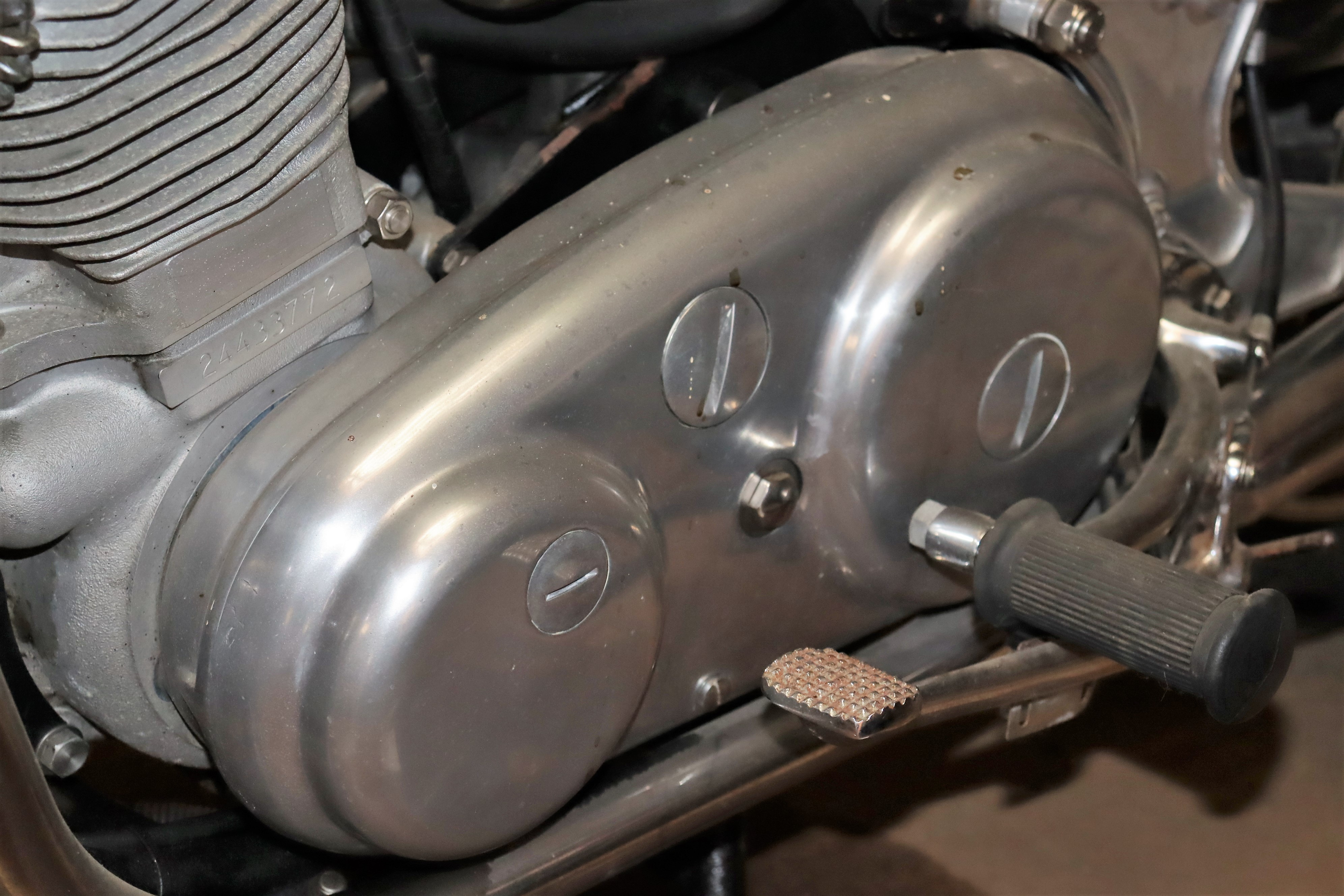 Lot 376 - 2001 Norton Norvil Commando