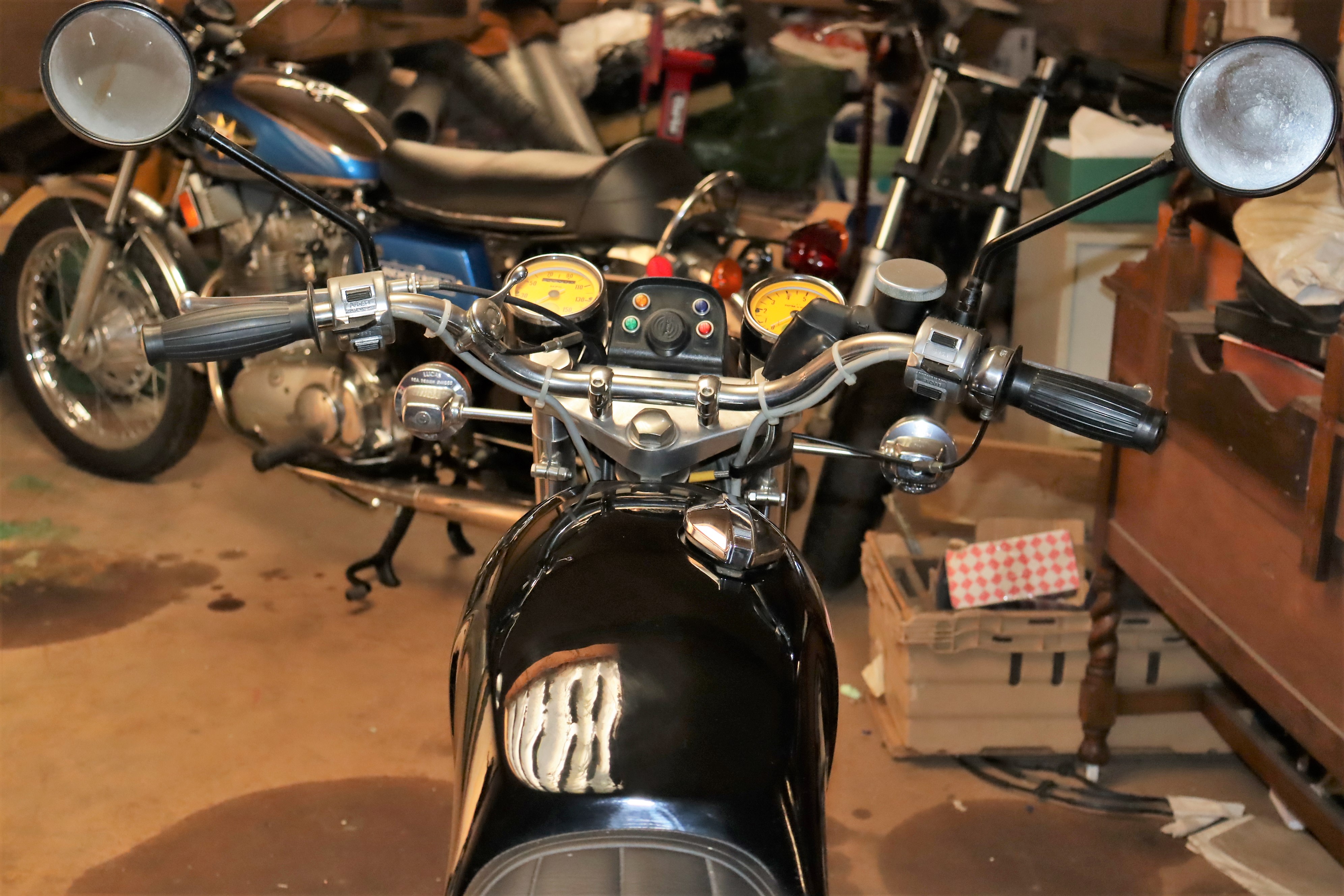 Lot 376 - 2001 Norton Norvil Commando