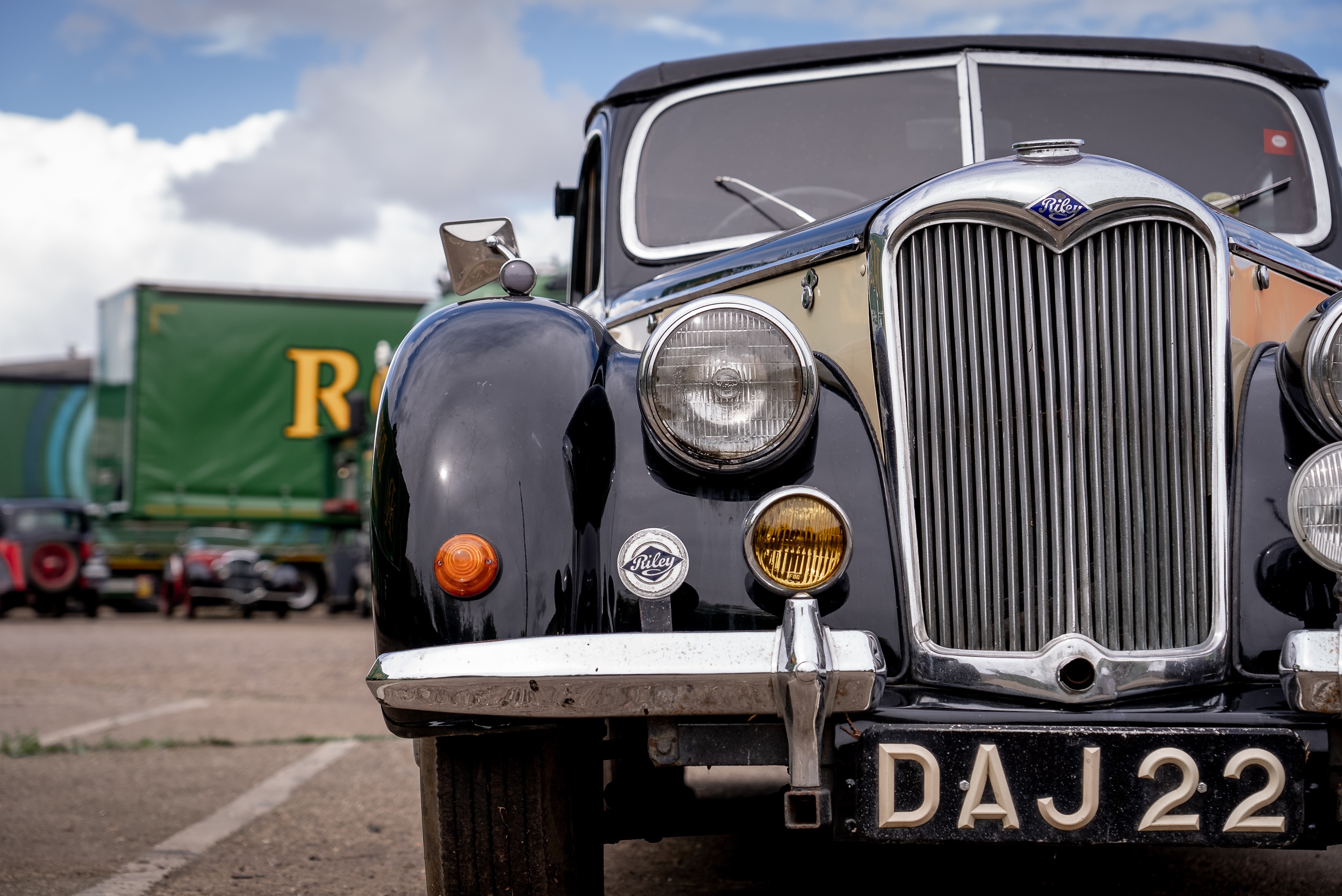 Lot 2 - 1947 Riley RMA Saloon