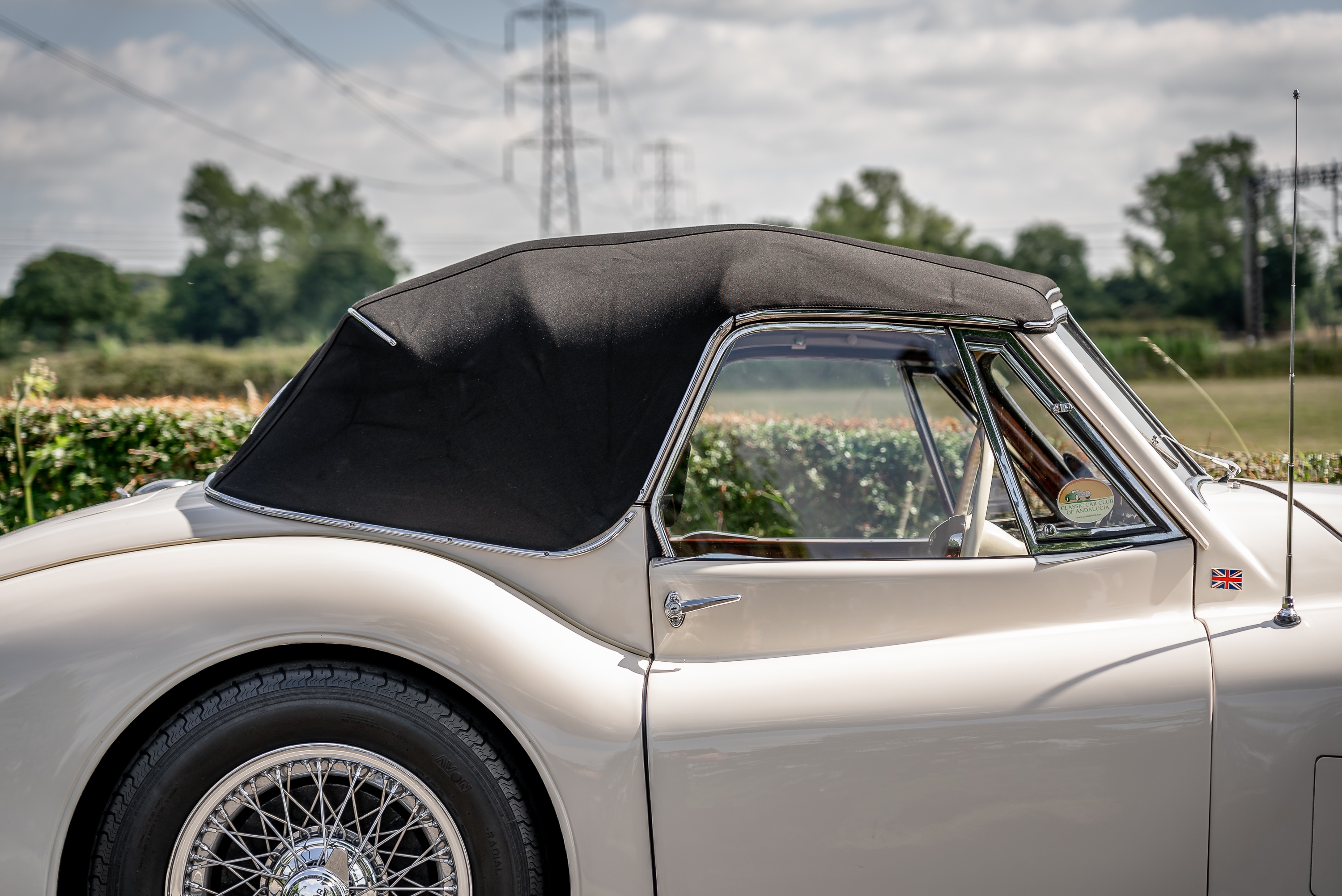 Lot 76 - 1953 Jaguar XK120 Drophead Coupe
