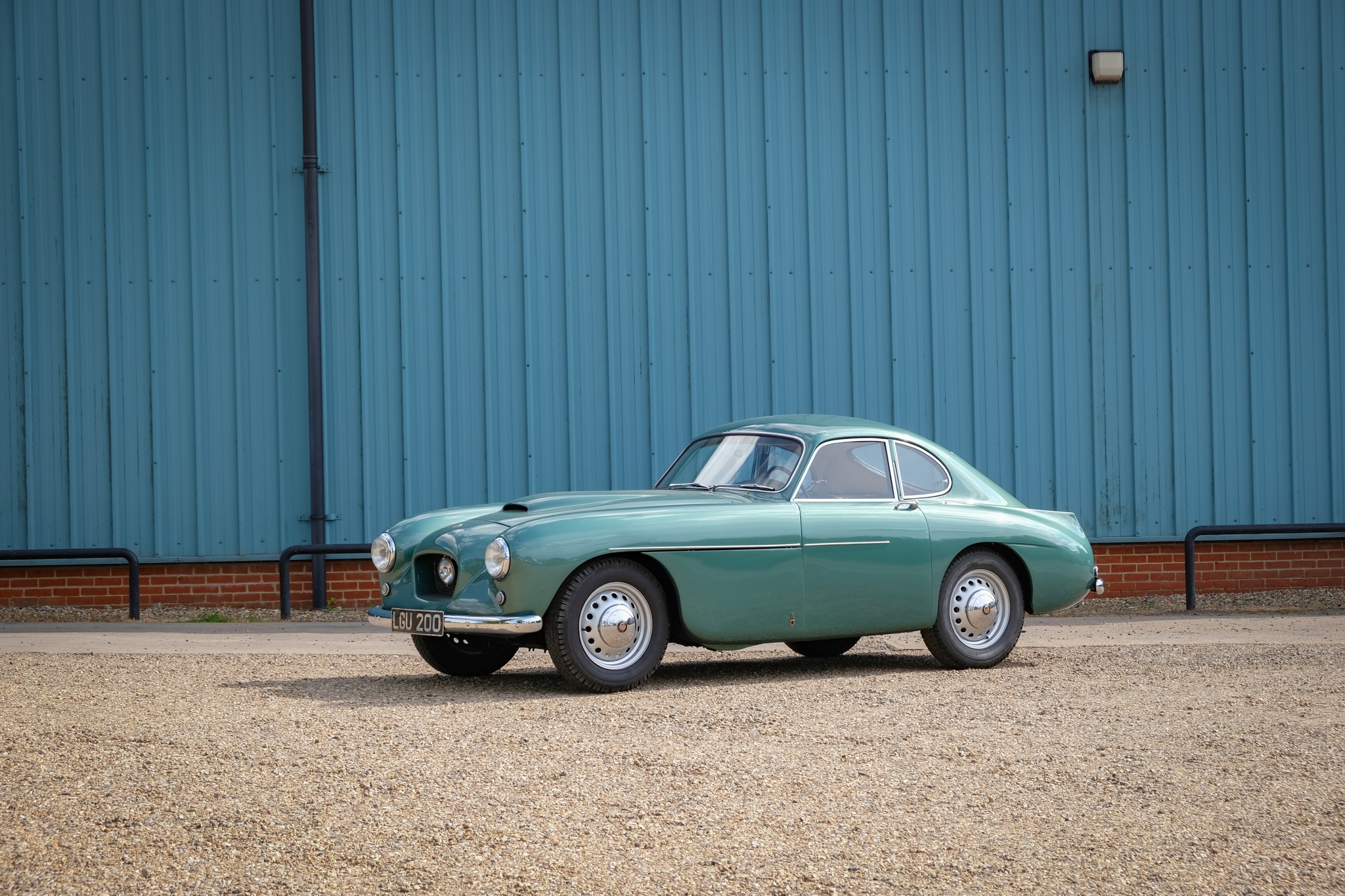 Lot 125 - 1953 Bristol 404