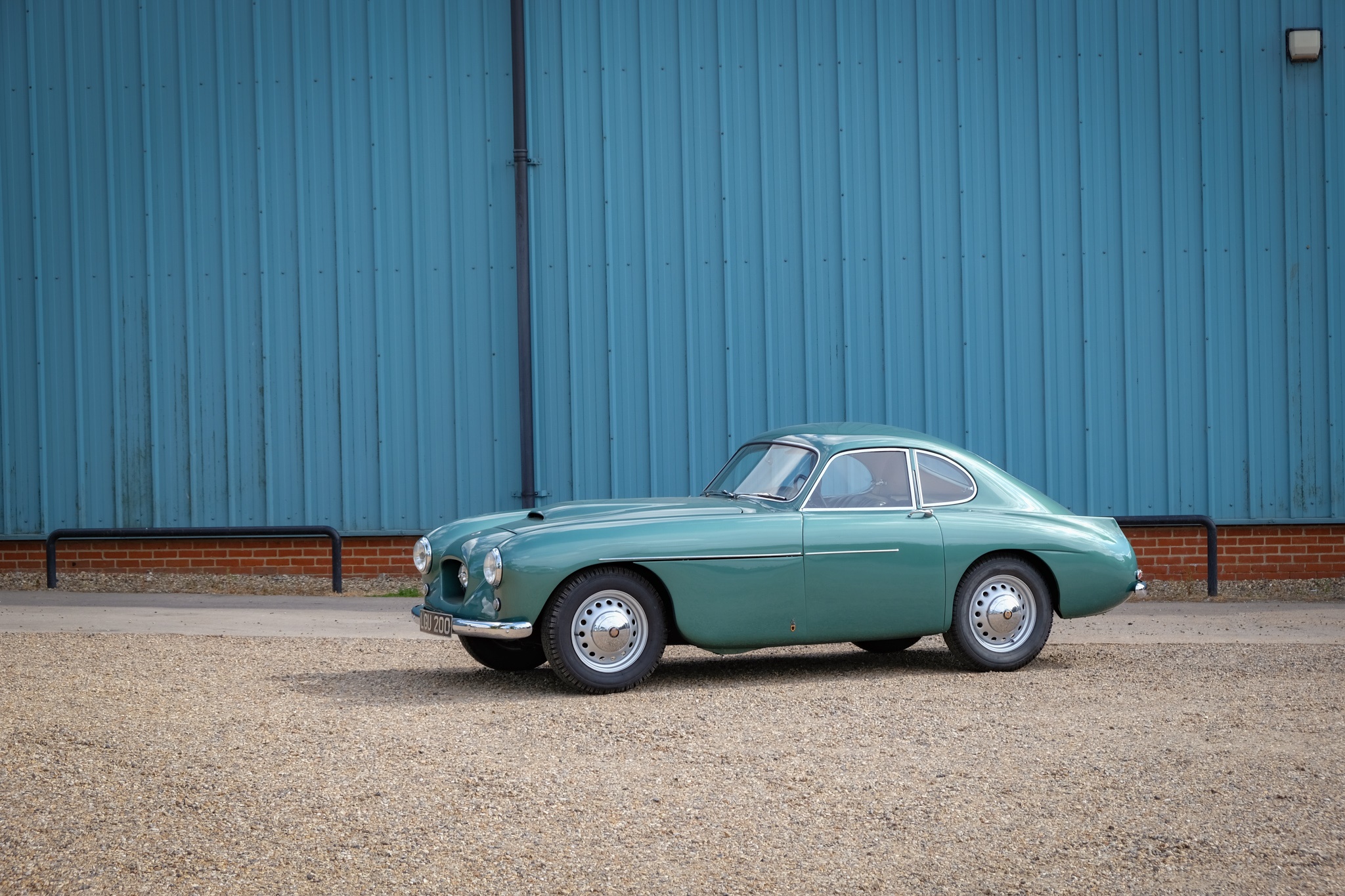 Lot 125 - 1953 Bristol 404