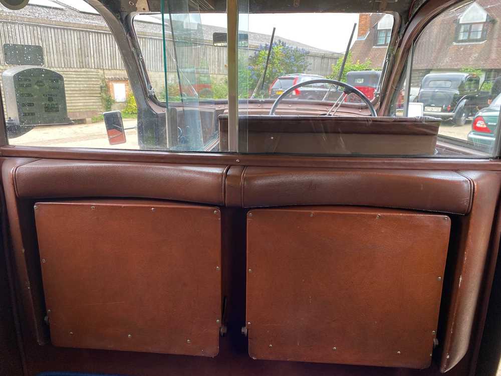 Lot 129 - 1957 Beardmore Mk7 Taxicab