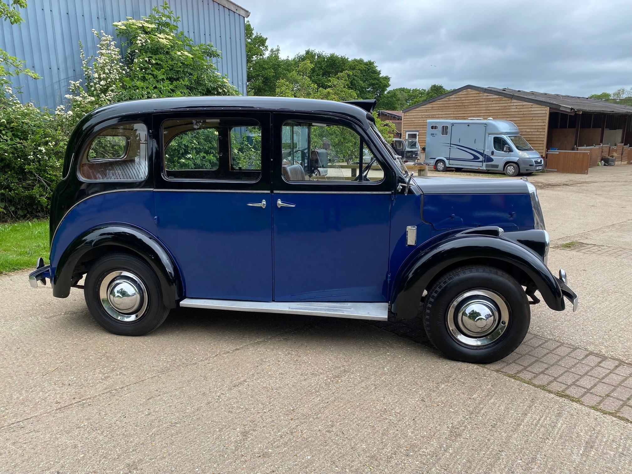 Lot 129 - 1957 Beardmore Mk7 Taxicab