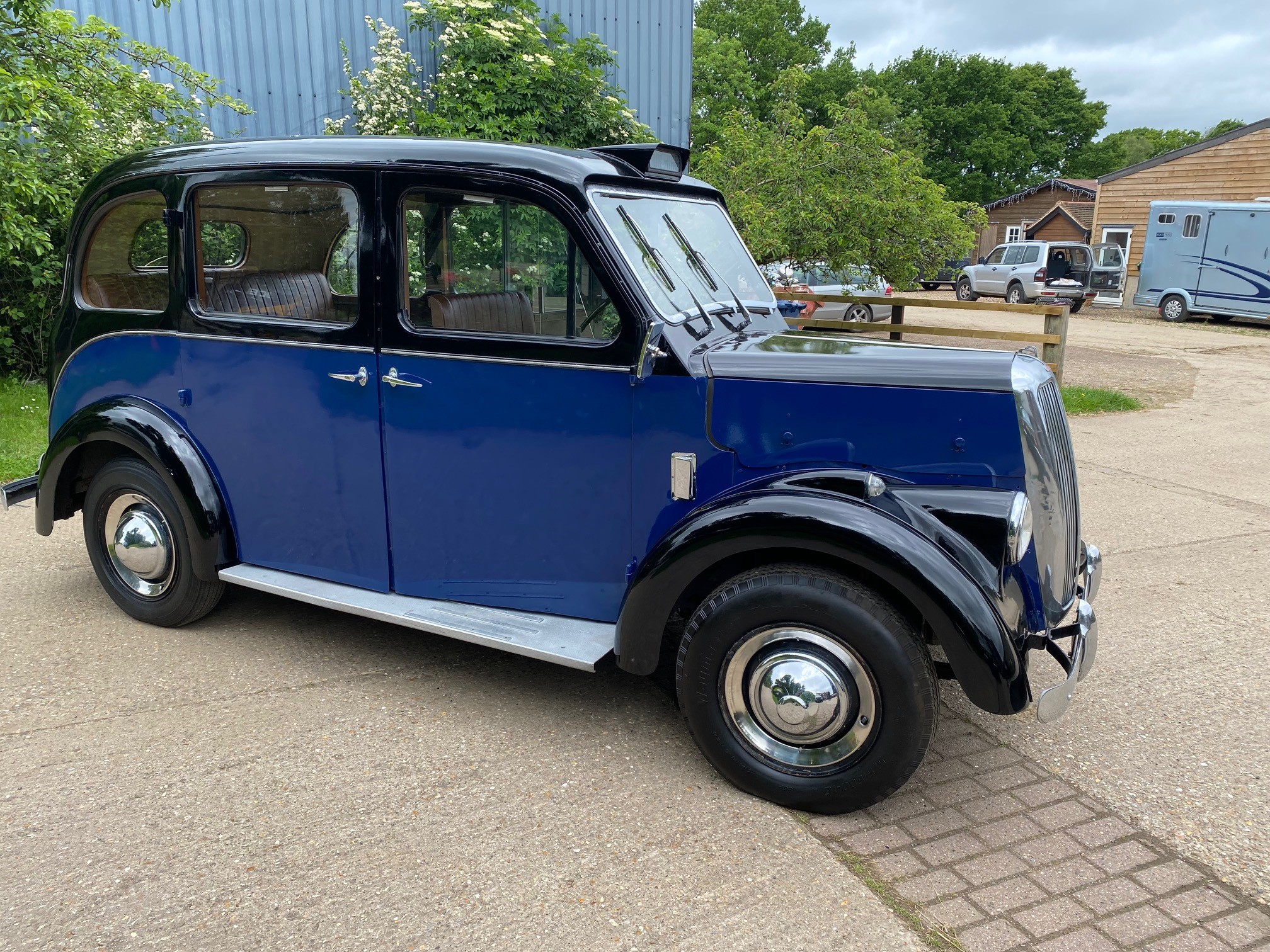 Lot 129 - 1957 Beardmore Mk7 Taxicab