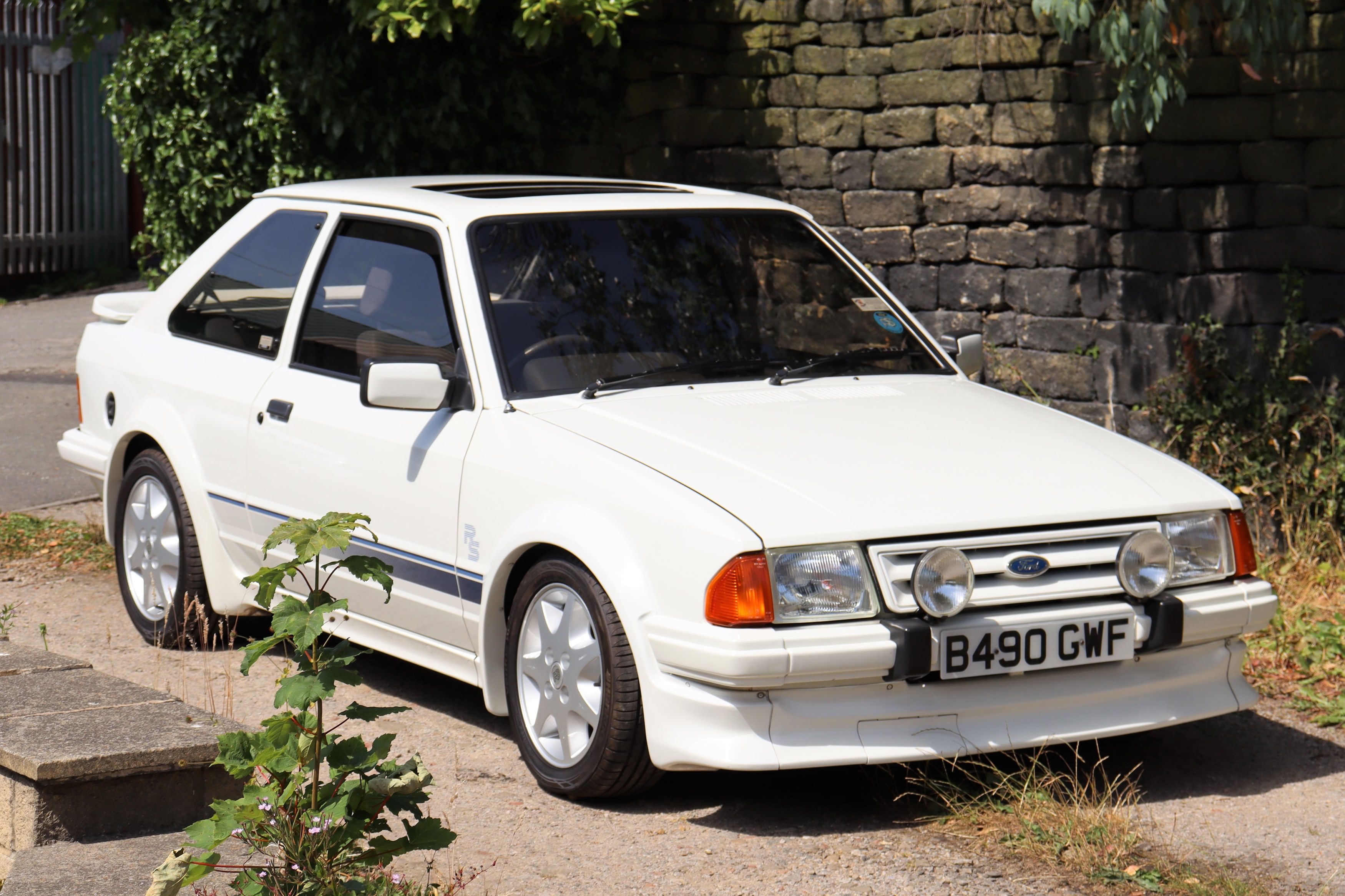 Lot 333 - 1984 Ford Escort RS Turbo