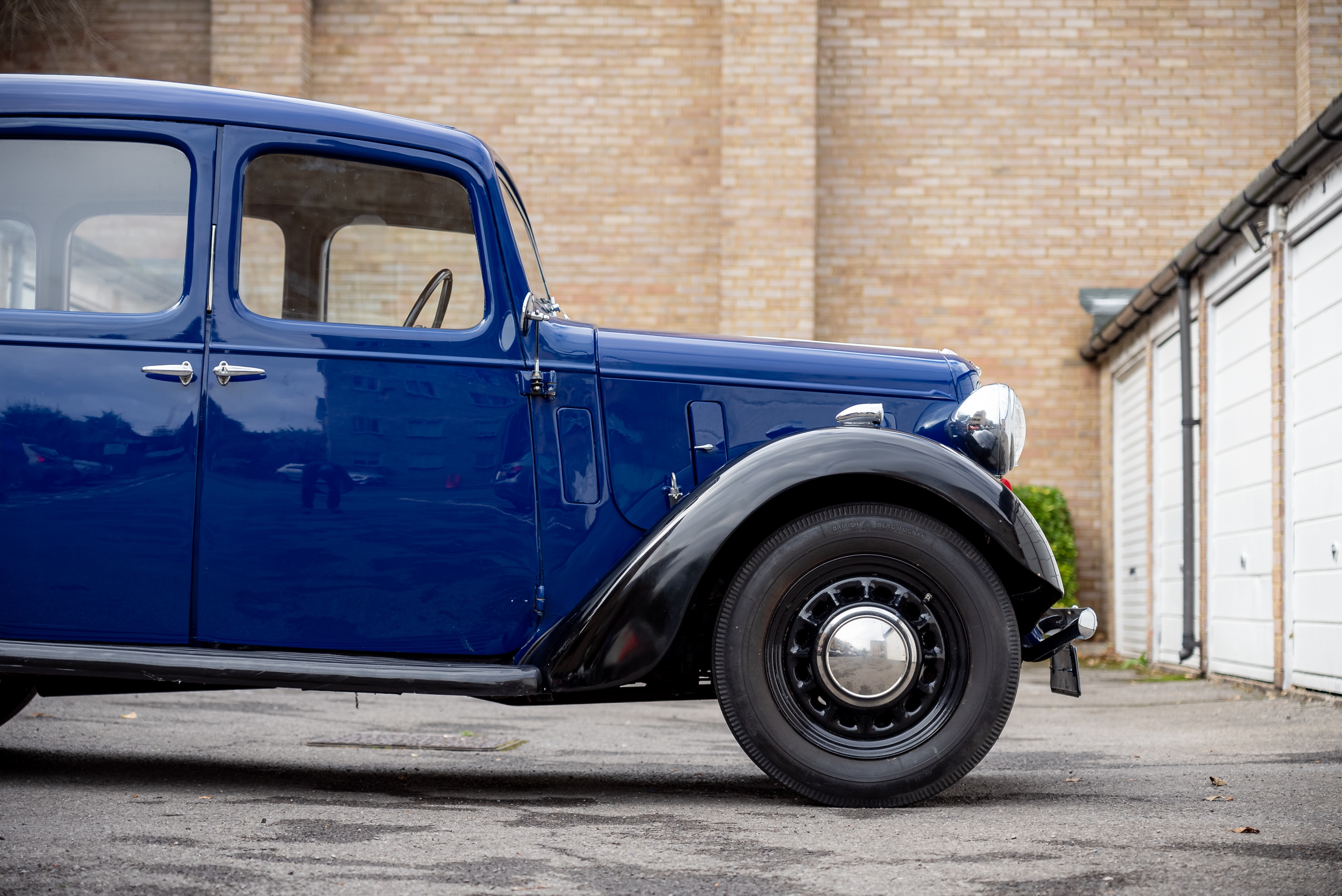 Lot 87 - 1938 Austin 10 Cambridge