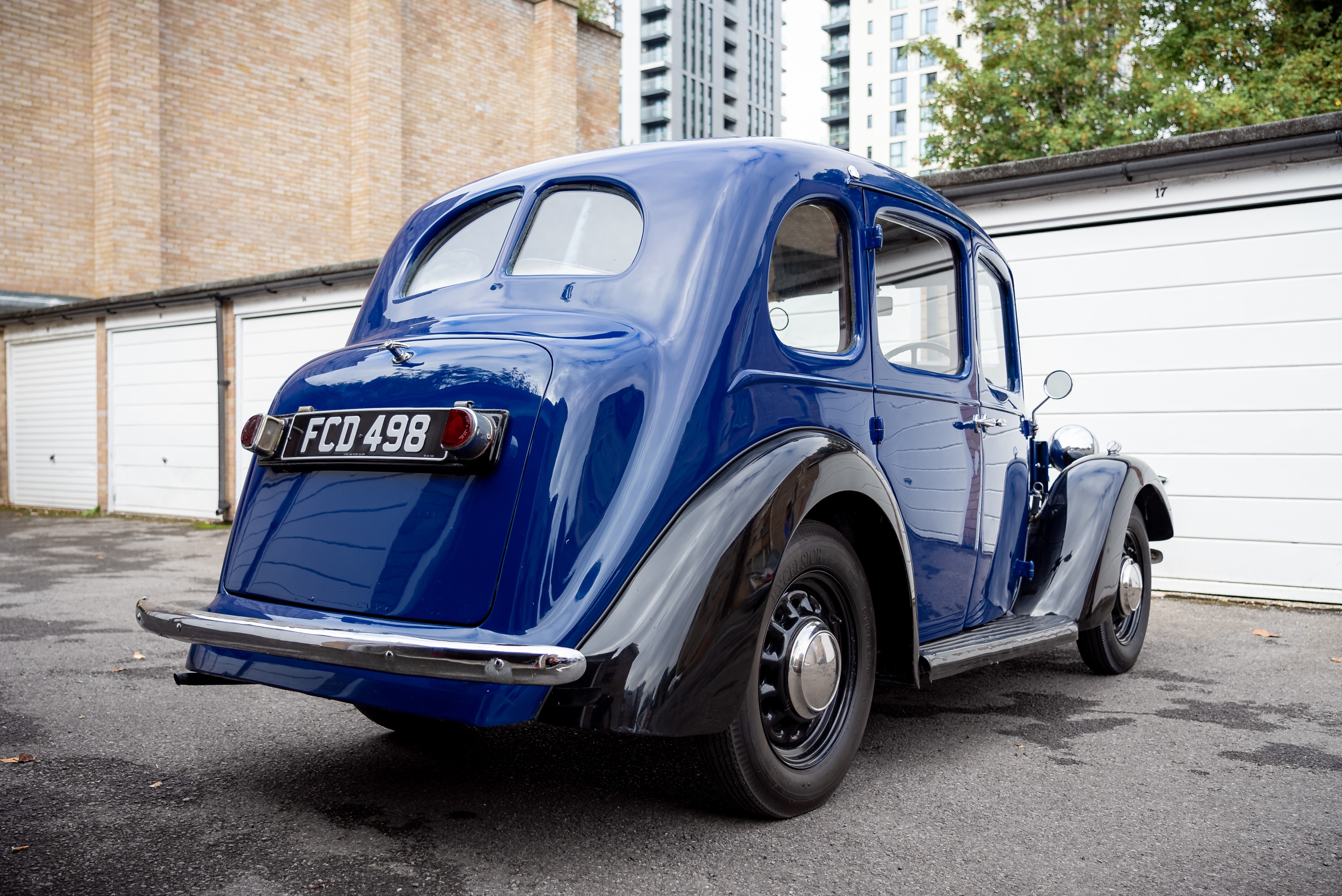 Lot 87 - 1938 Austin 10 Cambridge