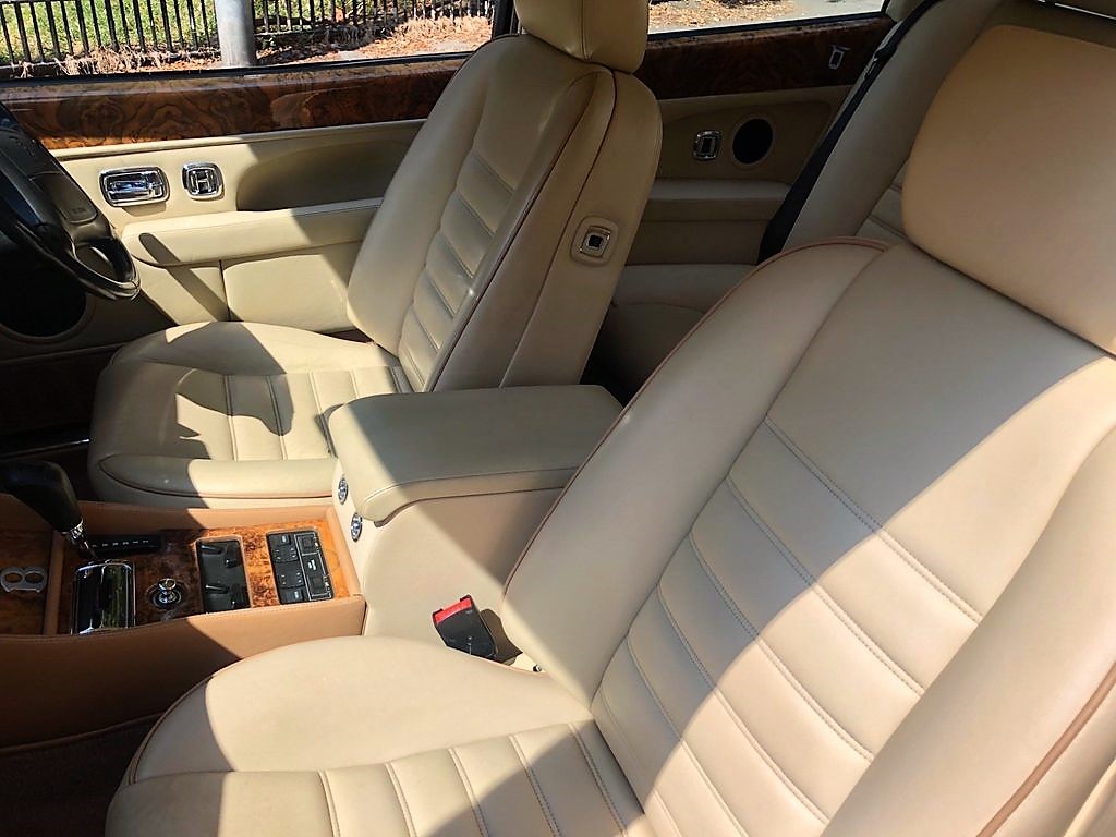 Lot 58 - 1996 Bentley Continental R