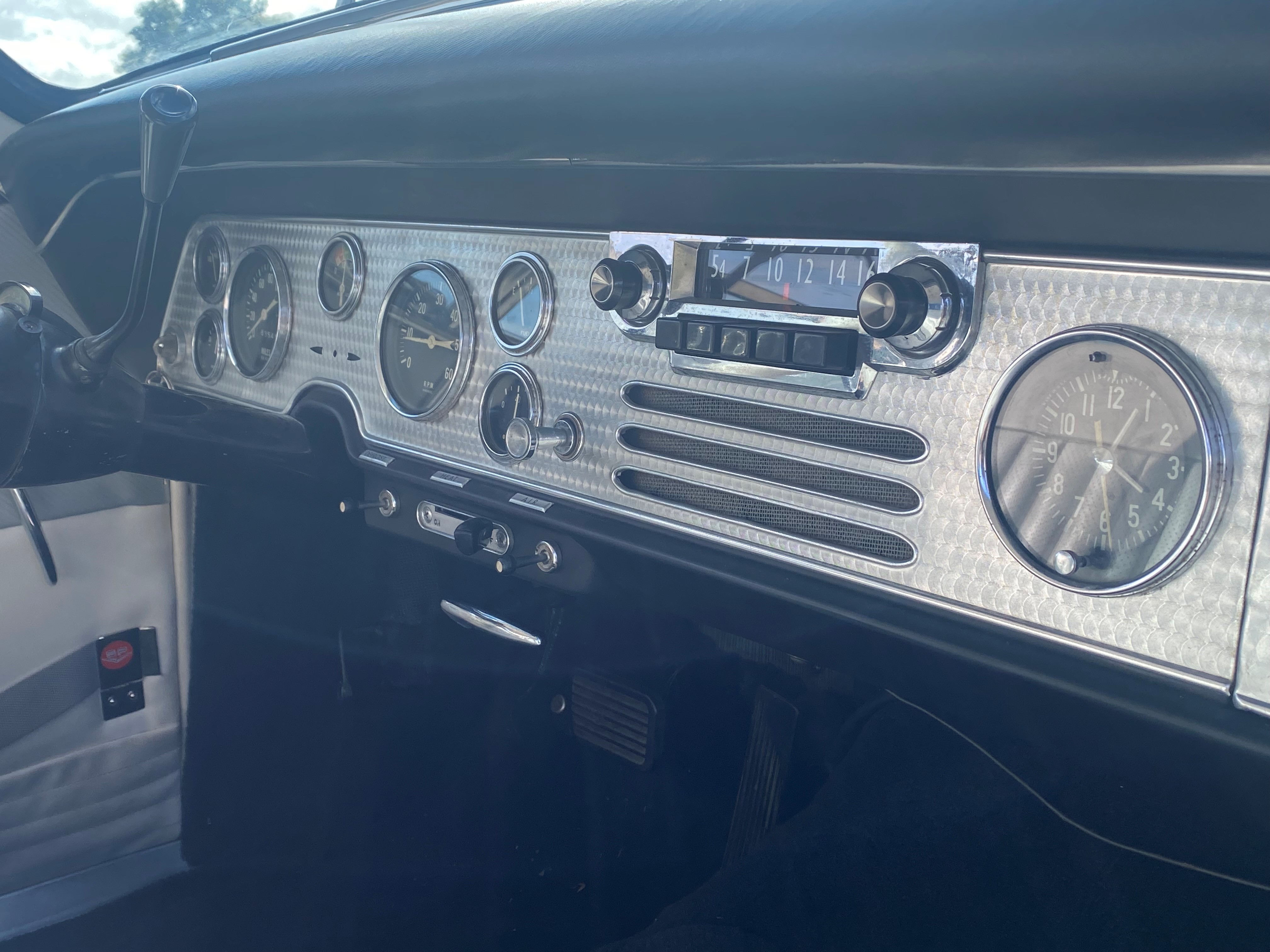 Lot 51 - 1956 Studebaker Golden Hawk