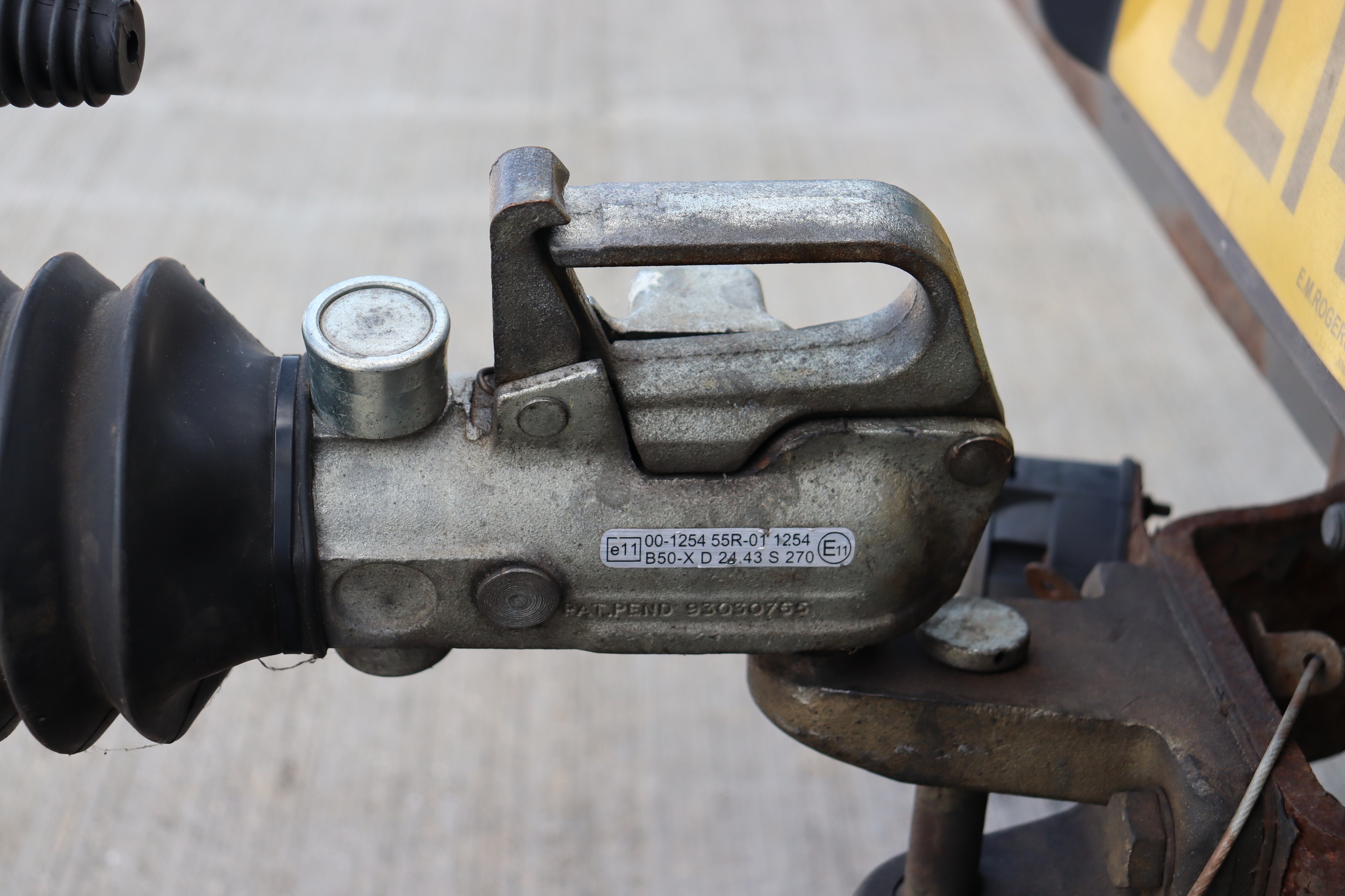 Lot 836 - c.2007 Indespension Twin Axle Type V7