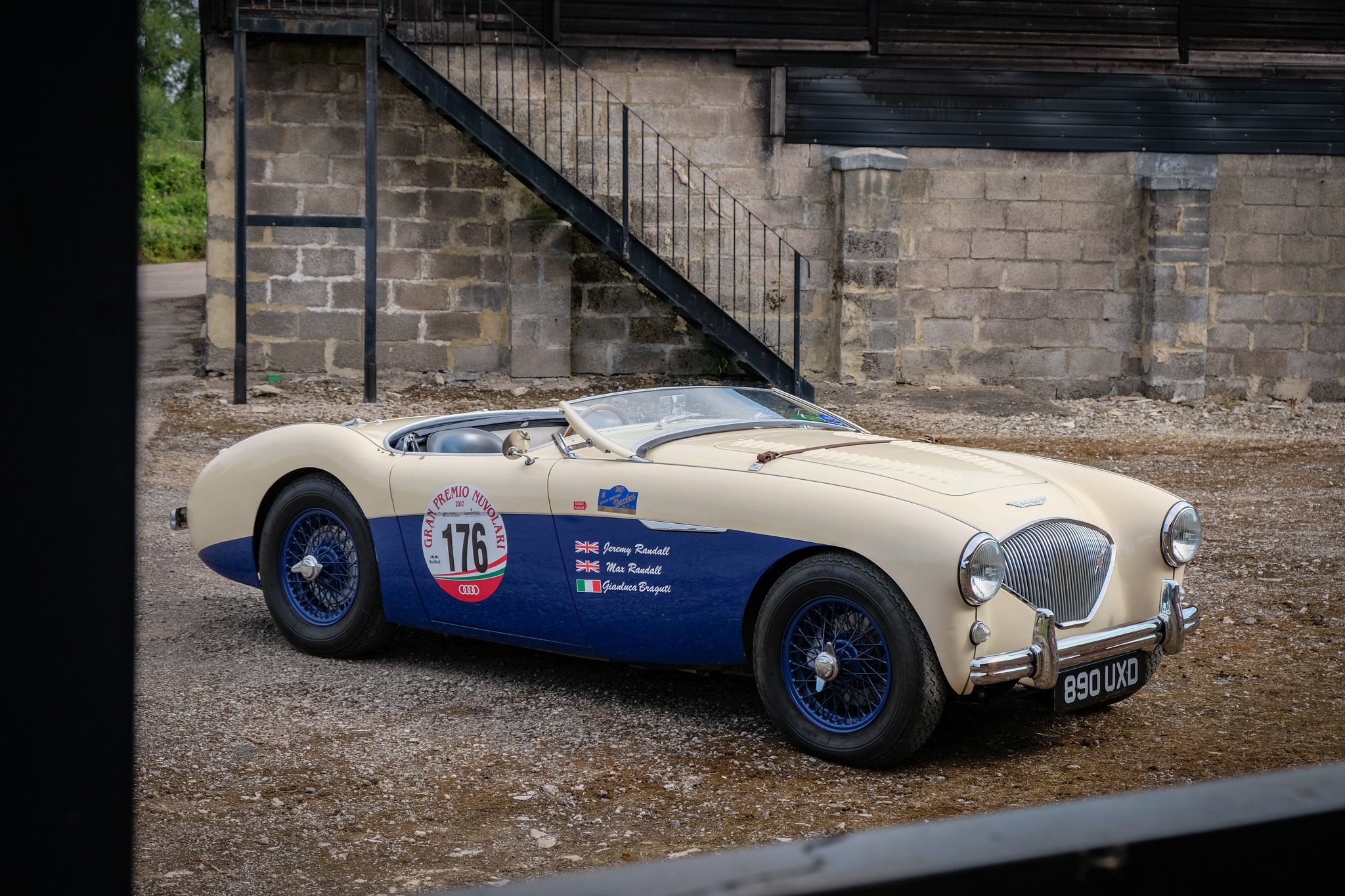 Lot 42 - 1955 Austin-Healey 100 Modified to