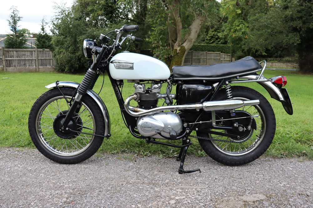 Lot 208 - 1970 Triumph T100C