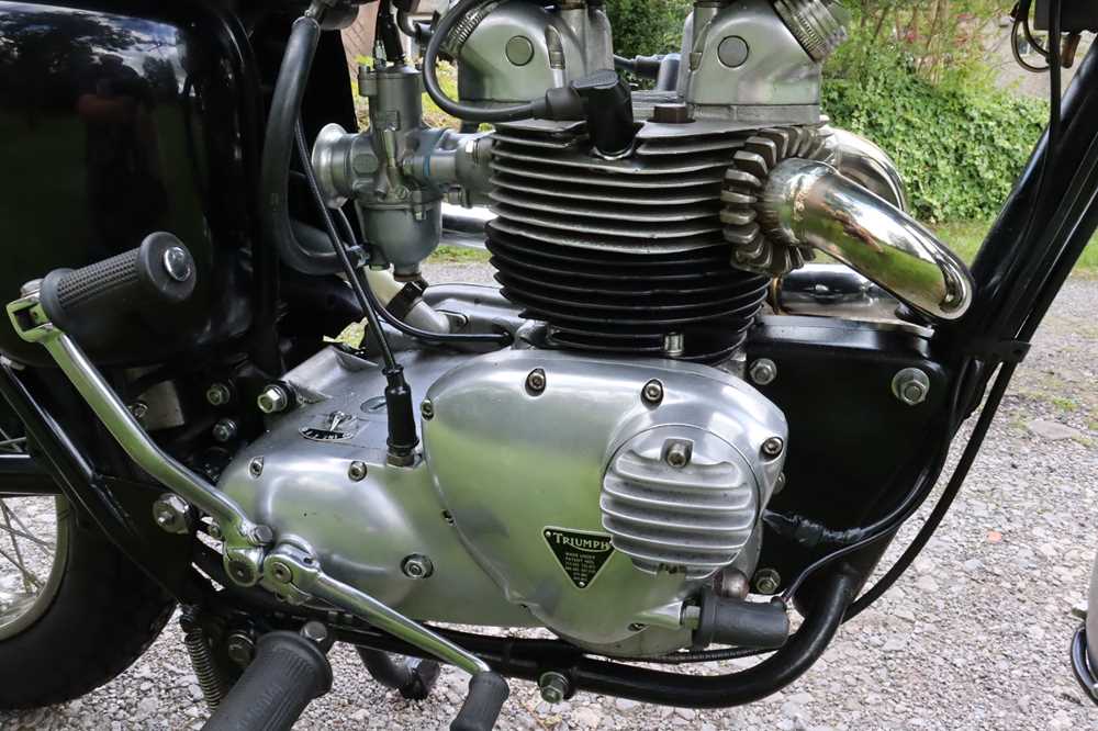 Lot 208 - 1970 Triumph T100C