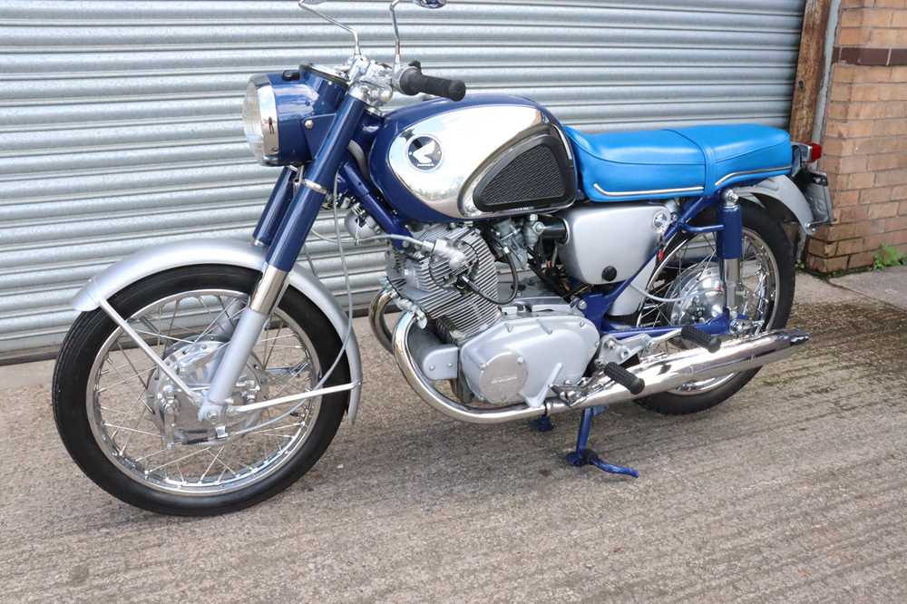 Lot 392 - 1966 Honda CB77