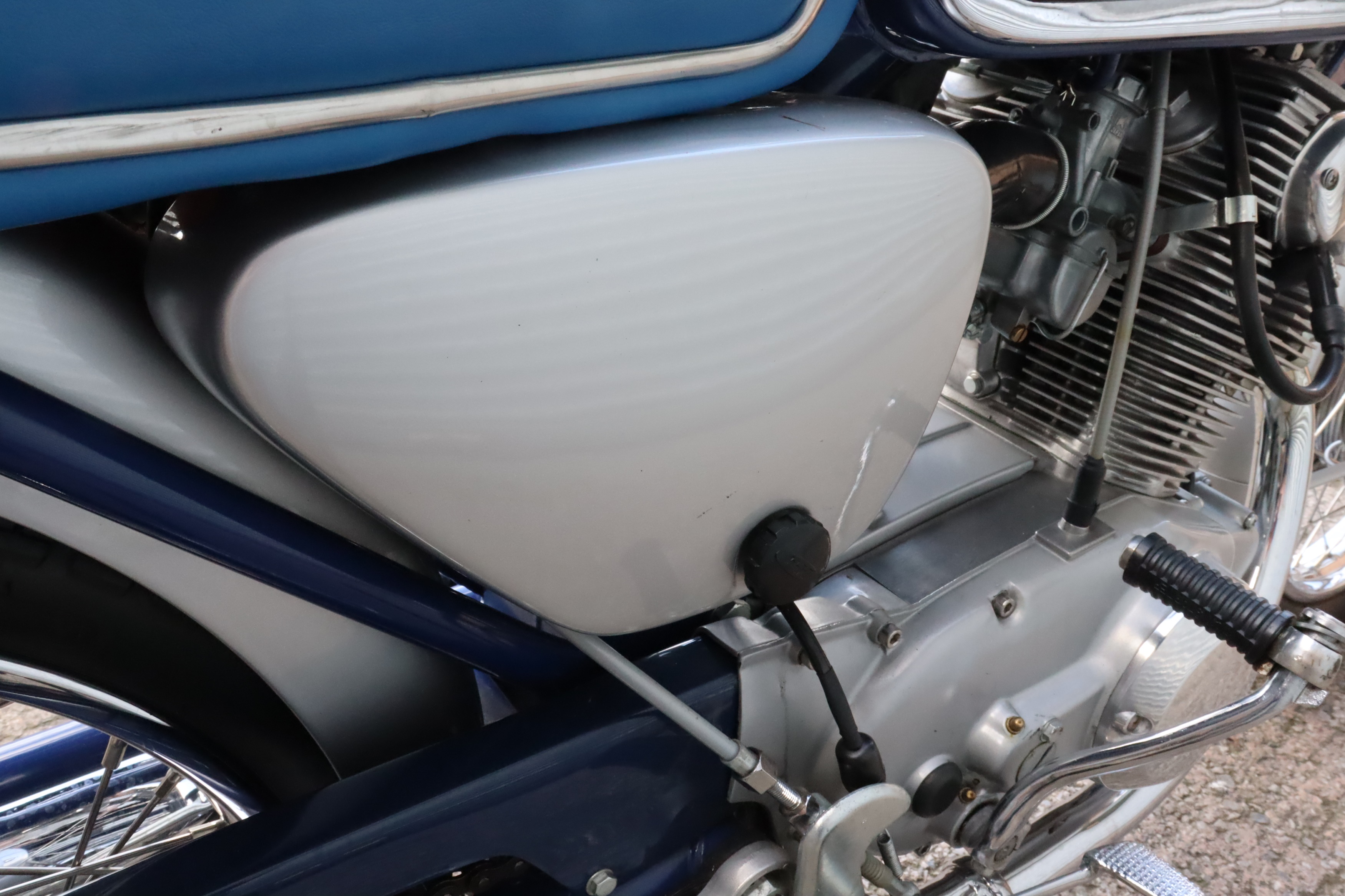 Lot 392 - 1966 Honda CB77