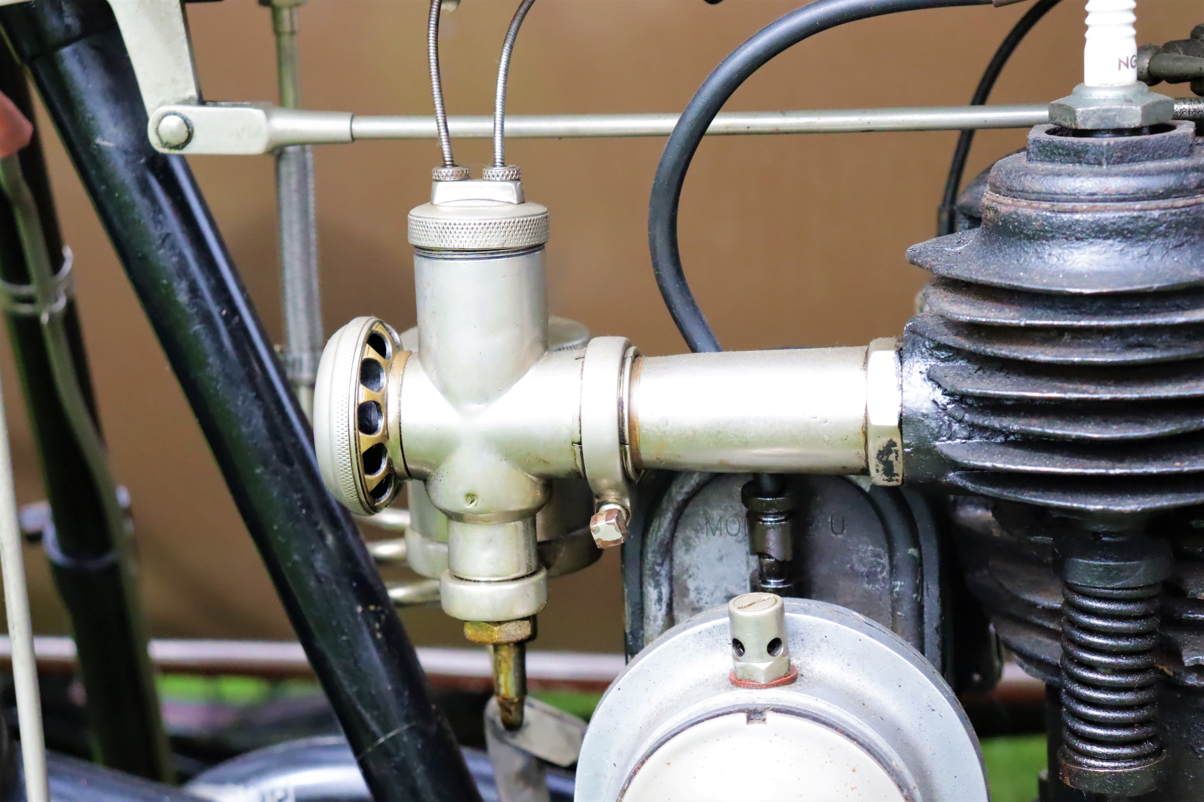 Lot 407 - 1915 James Model 6 4 1/4 HP