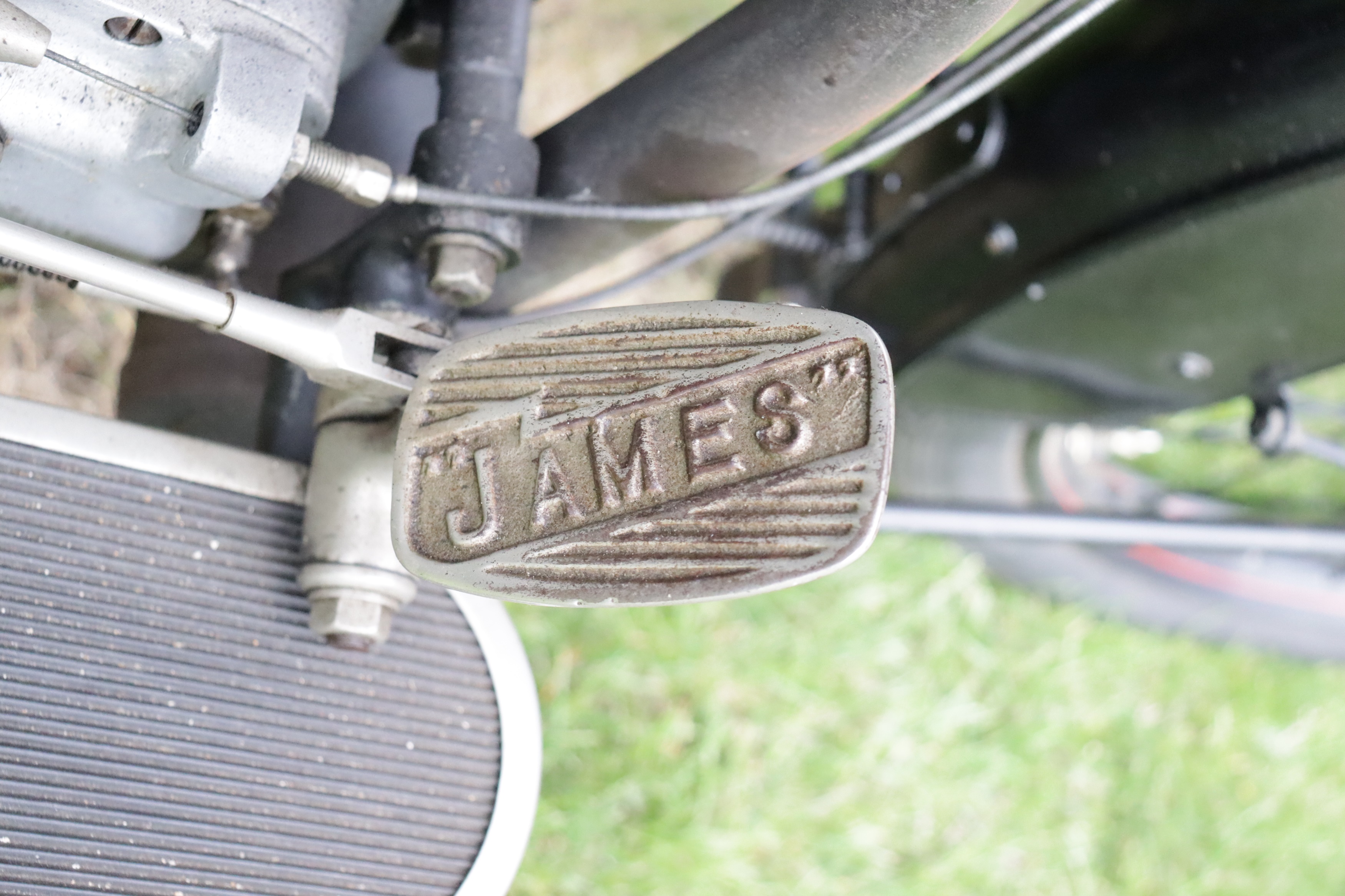 Lot 407 - 1915 James Model 6 4 1/4 HP