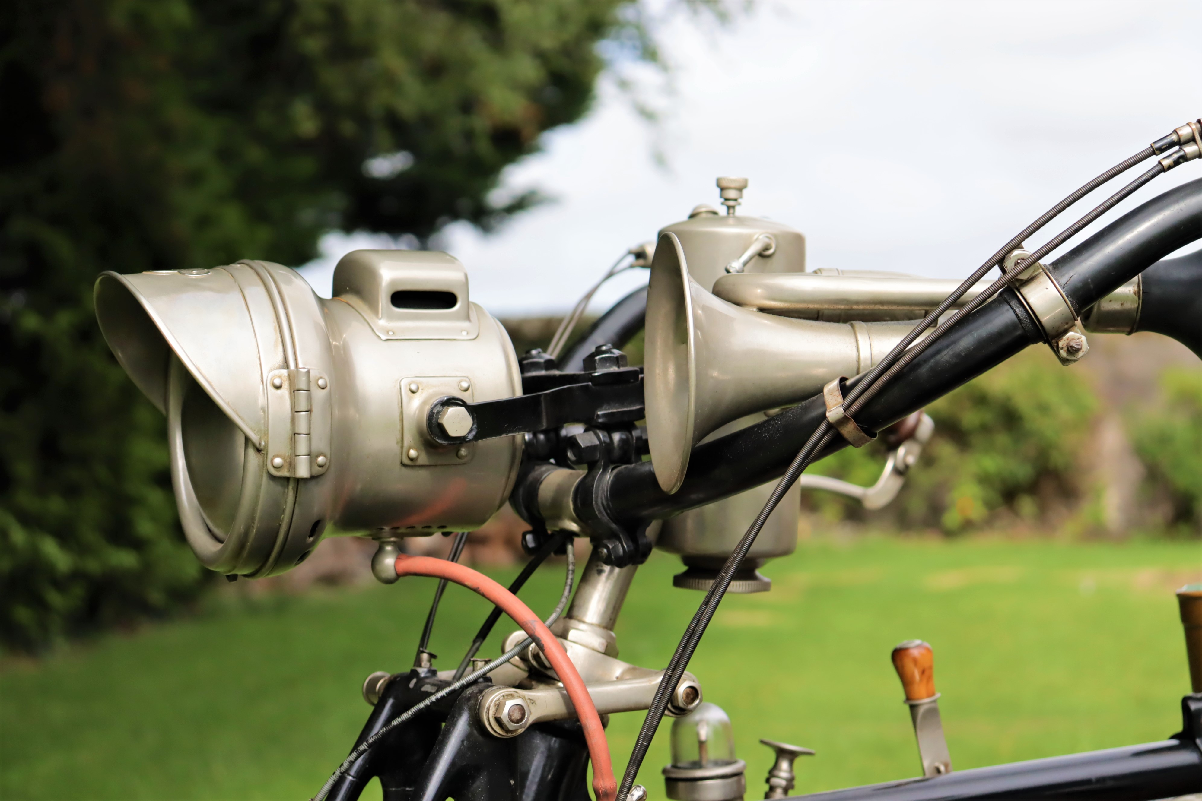 Lot 407 - 1915 James Model 6 4 1/4 HP