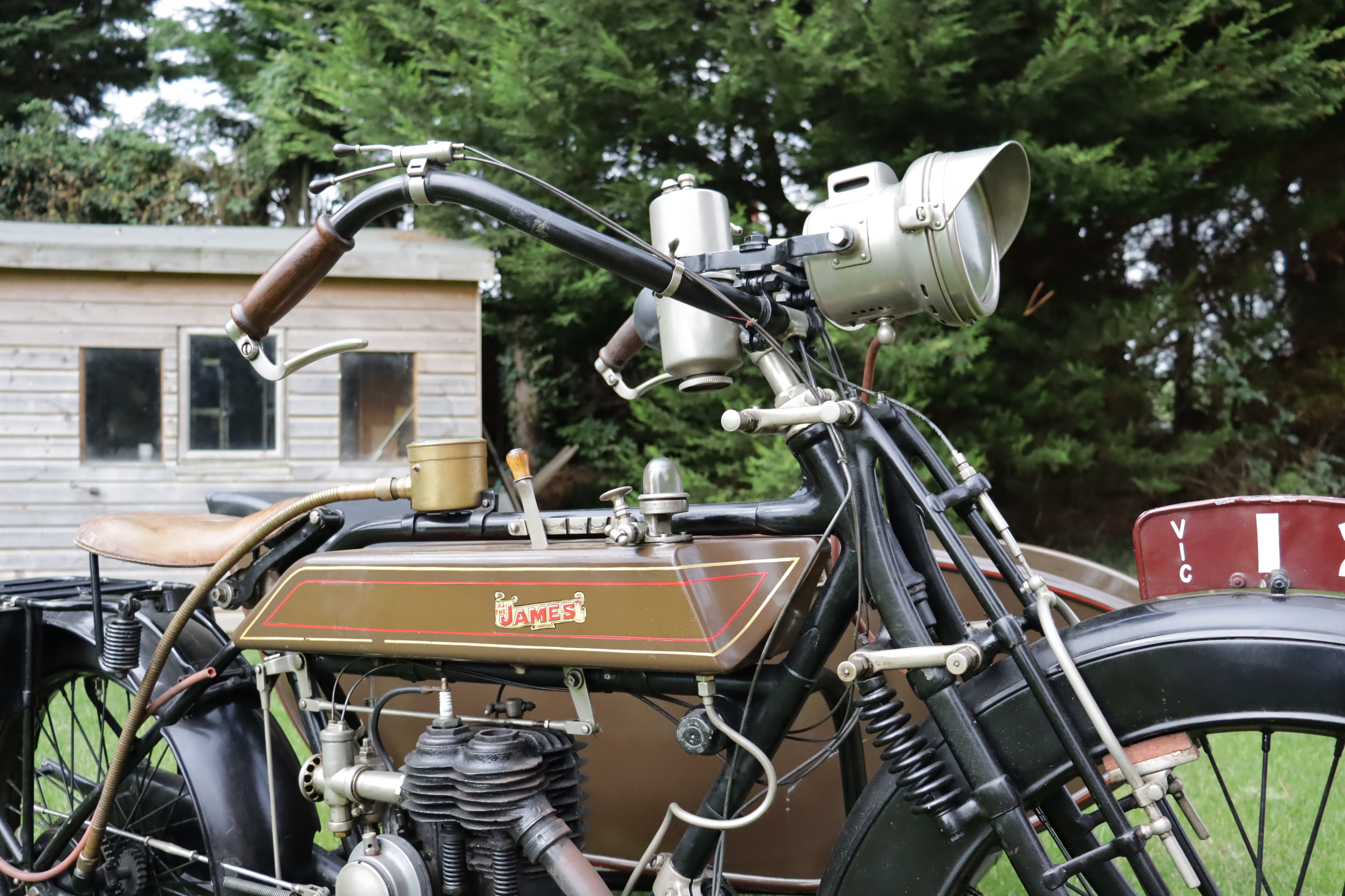 Lot 407 - 1915 James Model 6 4 1/4 HP