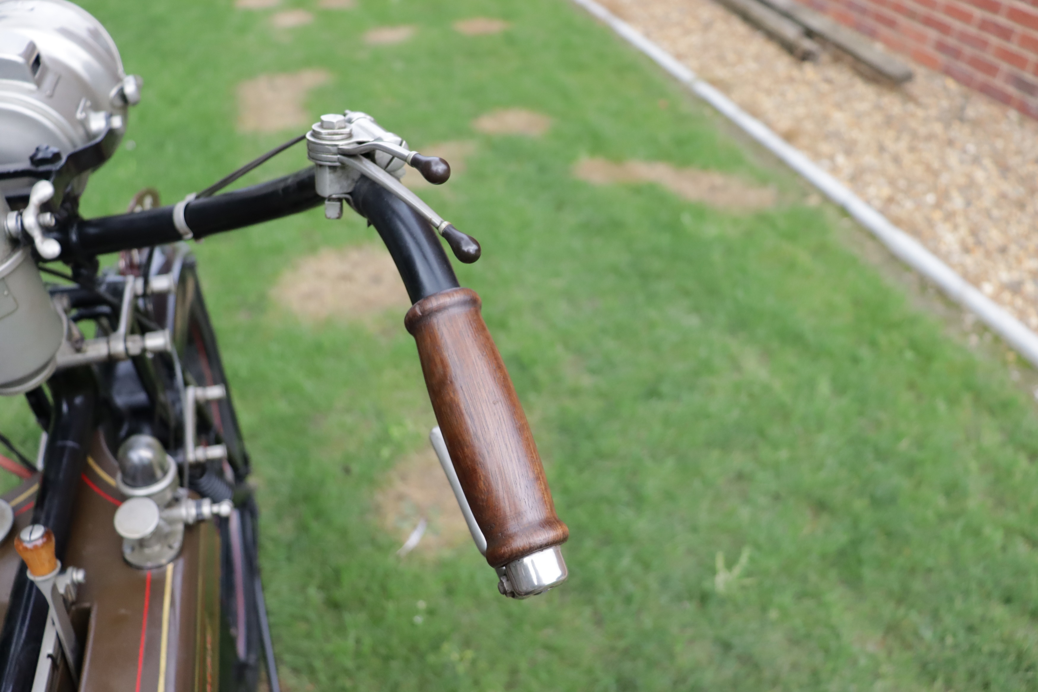 Lot 407 - 1915 James Model 6 4 1/4 HP