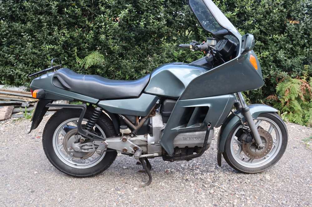 Lot 907 - 1984 BMW K100RT